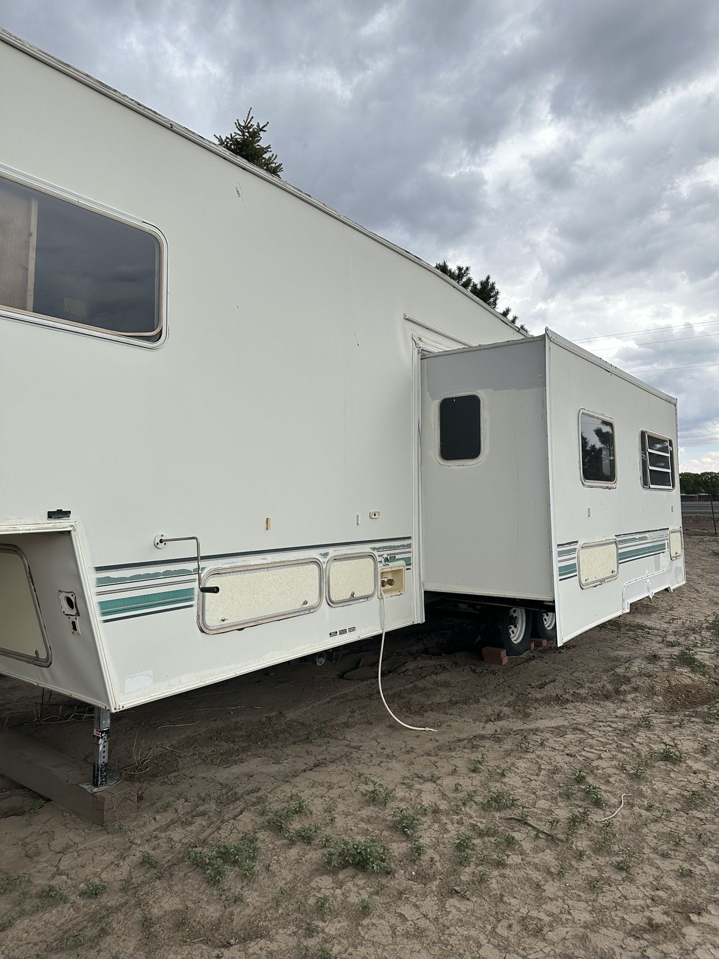 2001 Gulf Stream Conquest Travel for Sale in Flagstaff, AZ - OfferUp