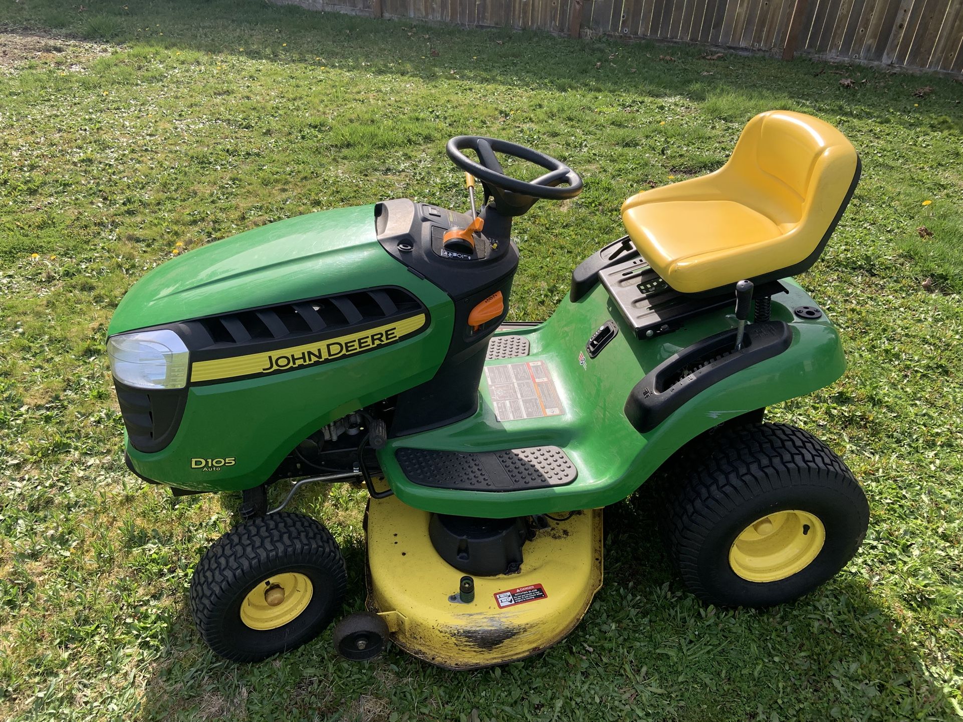 John Deere Riding Mower for Sale in Rochester, WA - OfferUp