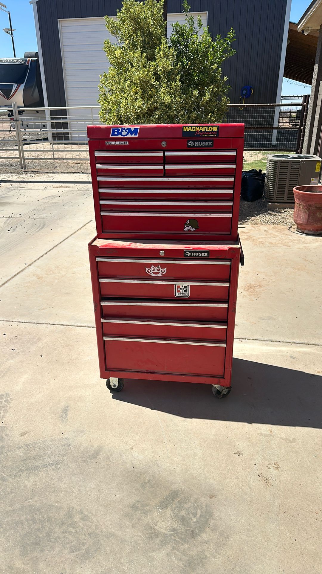 Husky Tool Box for Sale in Mesa, AZ - OfferUp