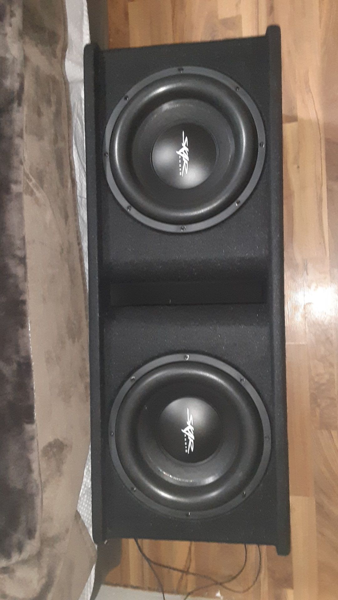 2 12" Skar Audio subwoofers in Box for Sale in Tacoma, WA - OfferUp