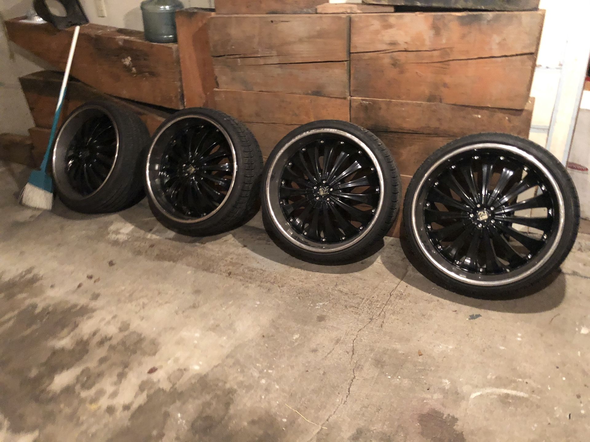 TIS 24 INCH RIMS for Sale in Bremerton, WA - OfferUp