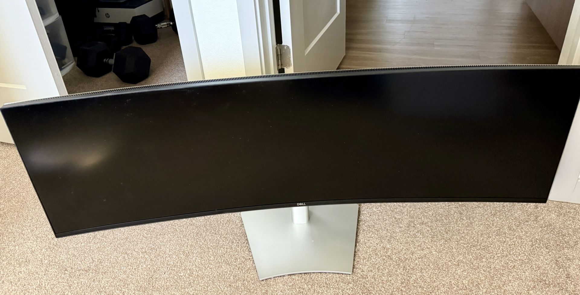 Dell UltraSharp 49" Curved USB-C Hub Monitor - U4924DW for Sale in ...
