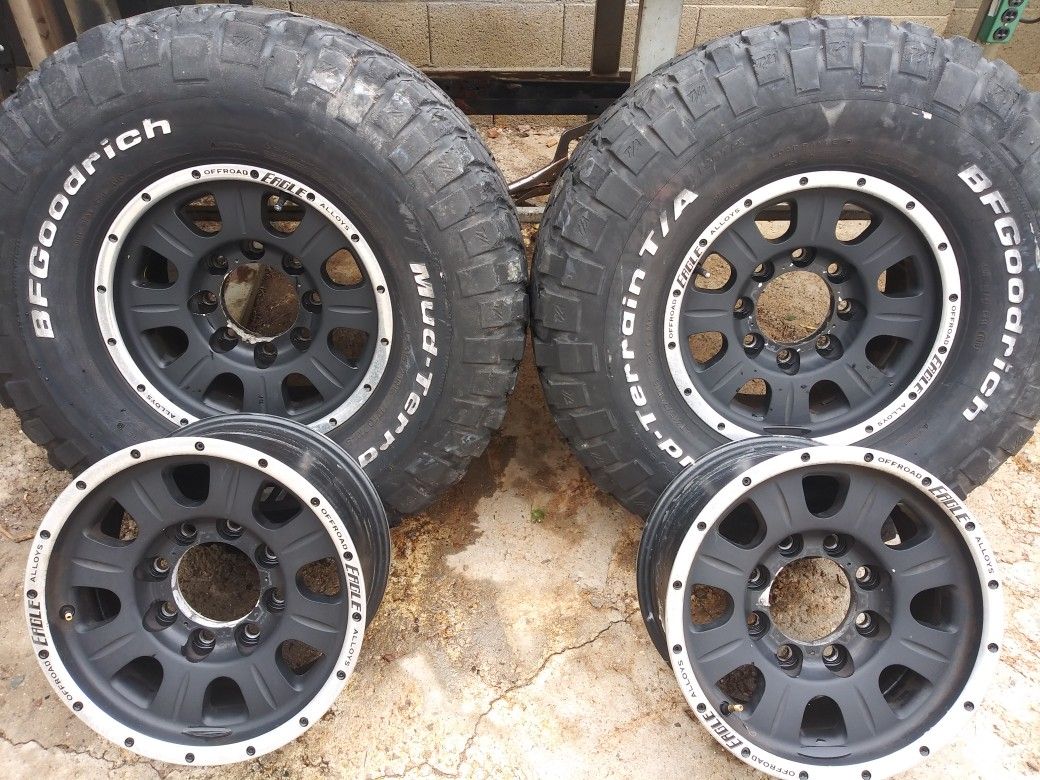 16 inch 8 lug ford aluminum rims for Sale in Peoria, AZ - OfferUp