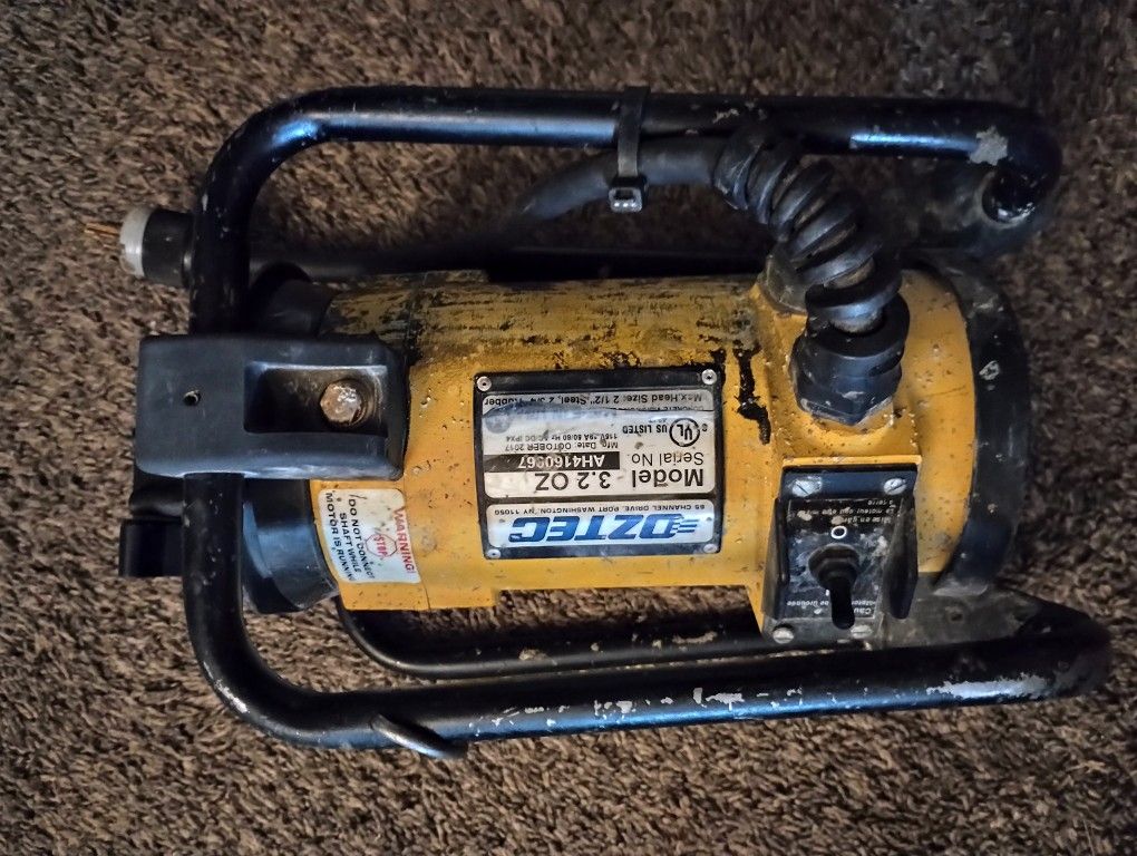 3.2 HP Oztec Concrete Vibrator for Sale in Everett, WA - OfferUp