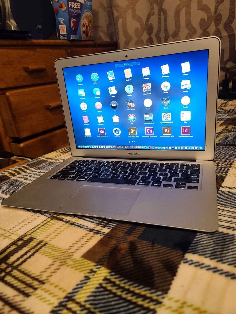 Excellent 11 Inch Apple Macbook Air Laptop Computer With Intel Core i5 ...