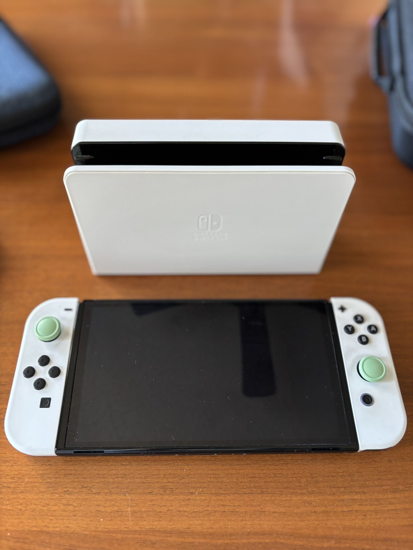 Nintendo Switch Console V1 - White - Complete / Good Condition for Sale ...