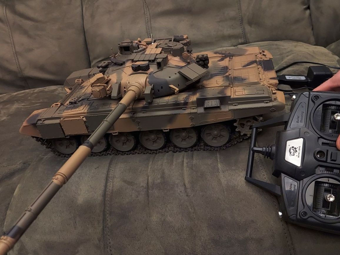 RC T90 Tank for Sale in Lakewood, WA - OfferUp
