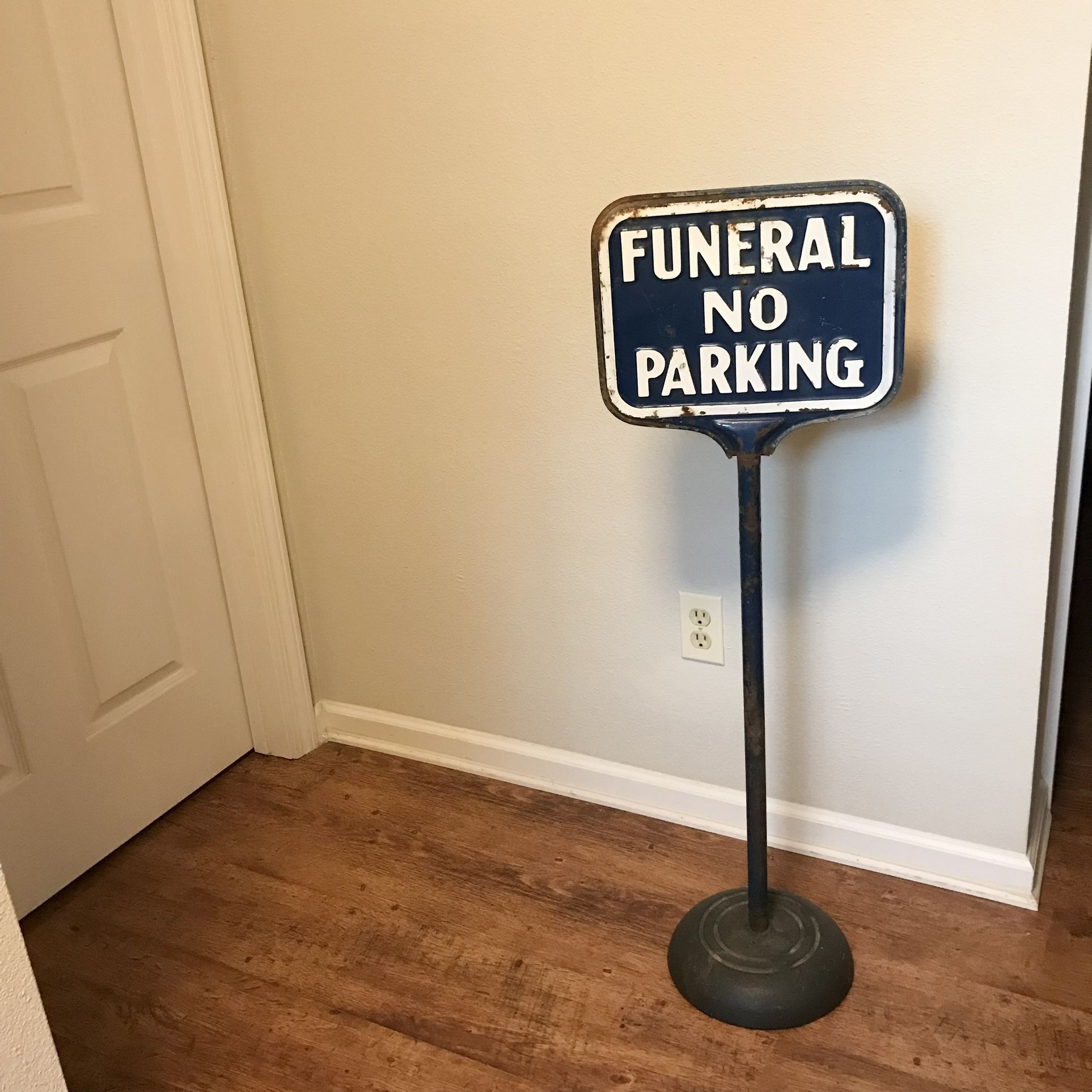 Vintage “Funeral No Parking” Sign for Sale in Arlington, TX - OfferUp