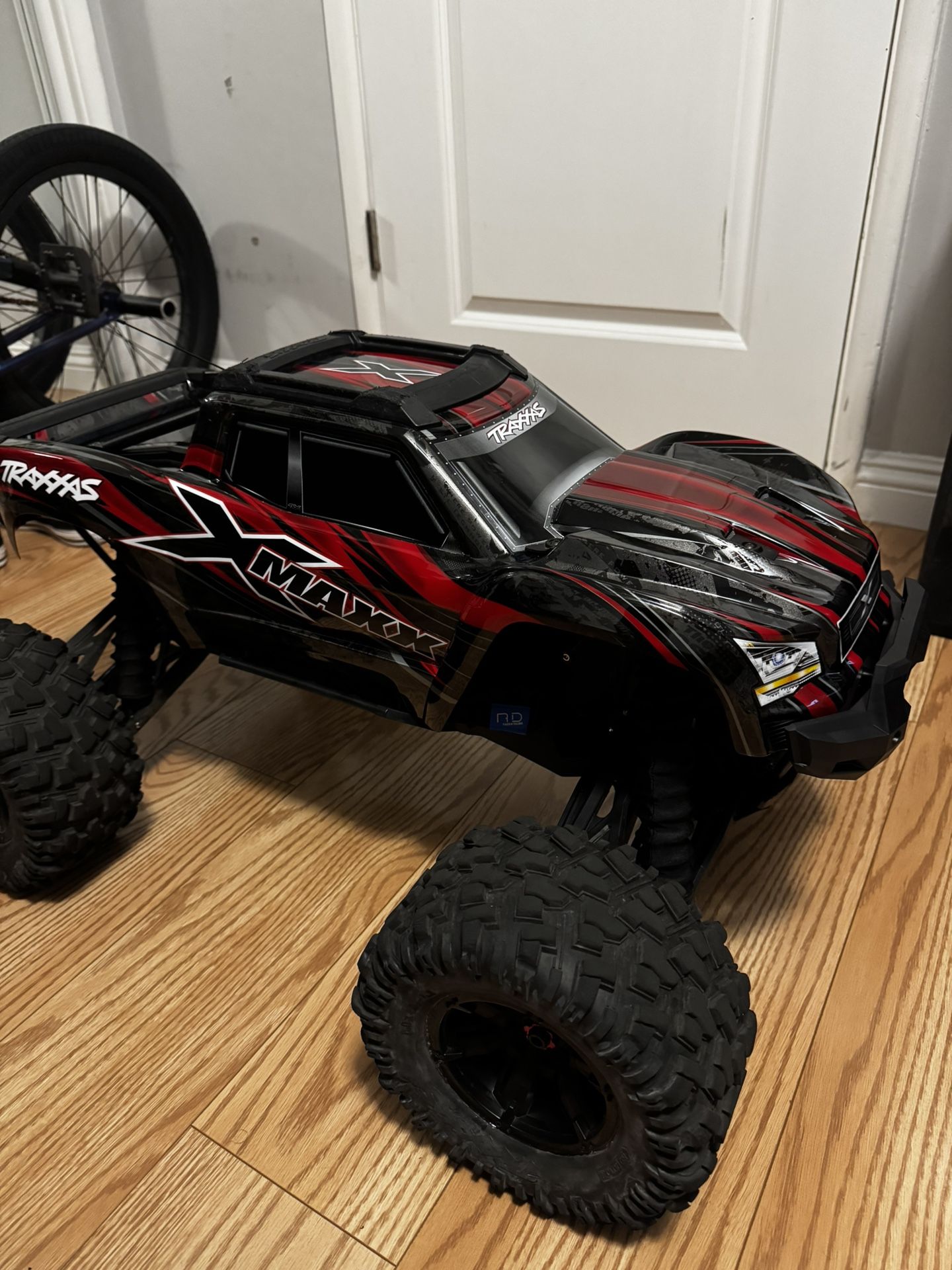 Traxxas Xmaxx 8s for Sale in Inglewood, CA - OfferUp