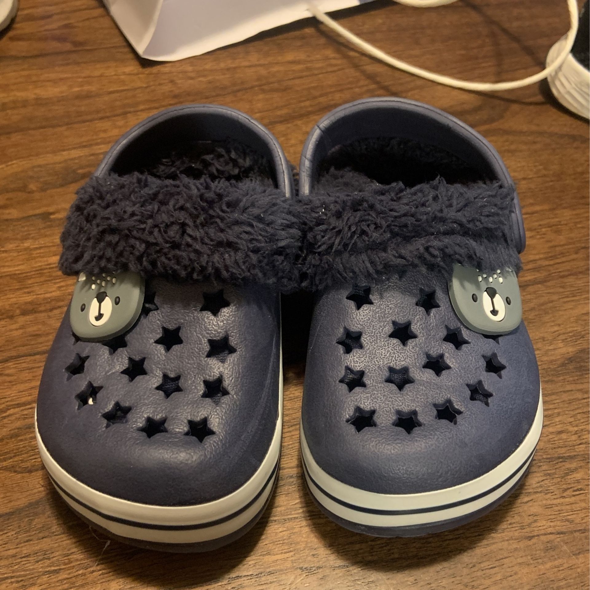 Toddler’s Crocks Size 5 for Sale in Calexico, CA - OfferUp