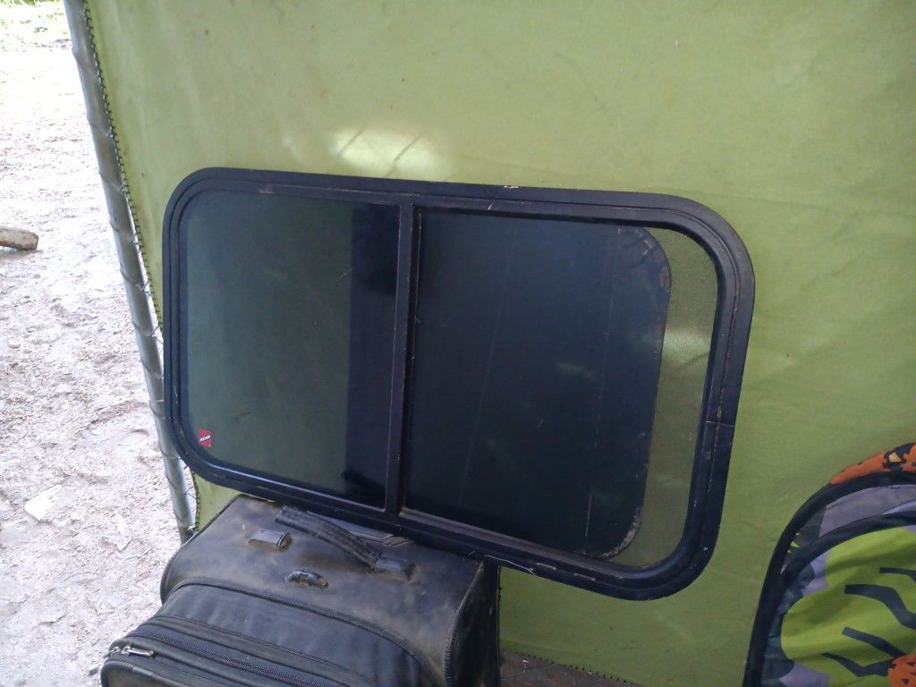 Hehr Sliding Window With Screen (RV , Motorhome, Camper, Boat) for Sale ...