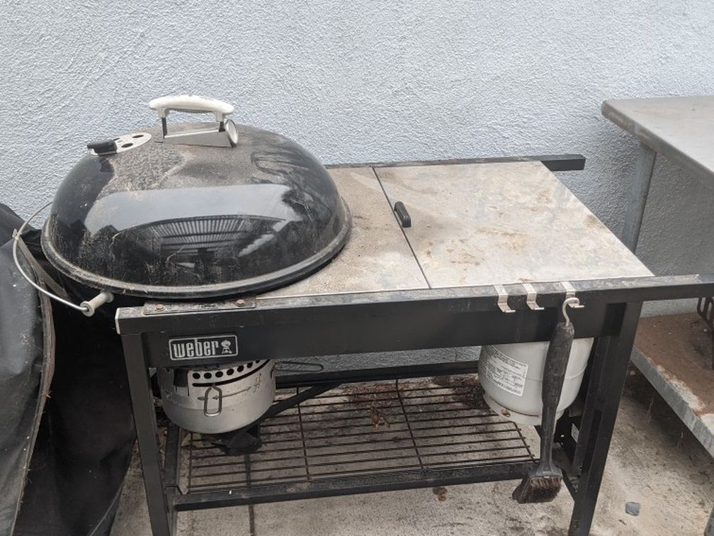 Vintage Weber Stainless Steel 22 Performer BBQ Charcoal Grill for Sale ...