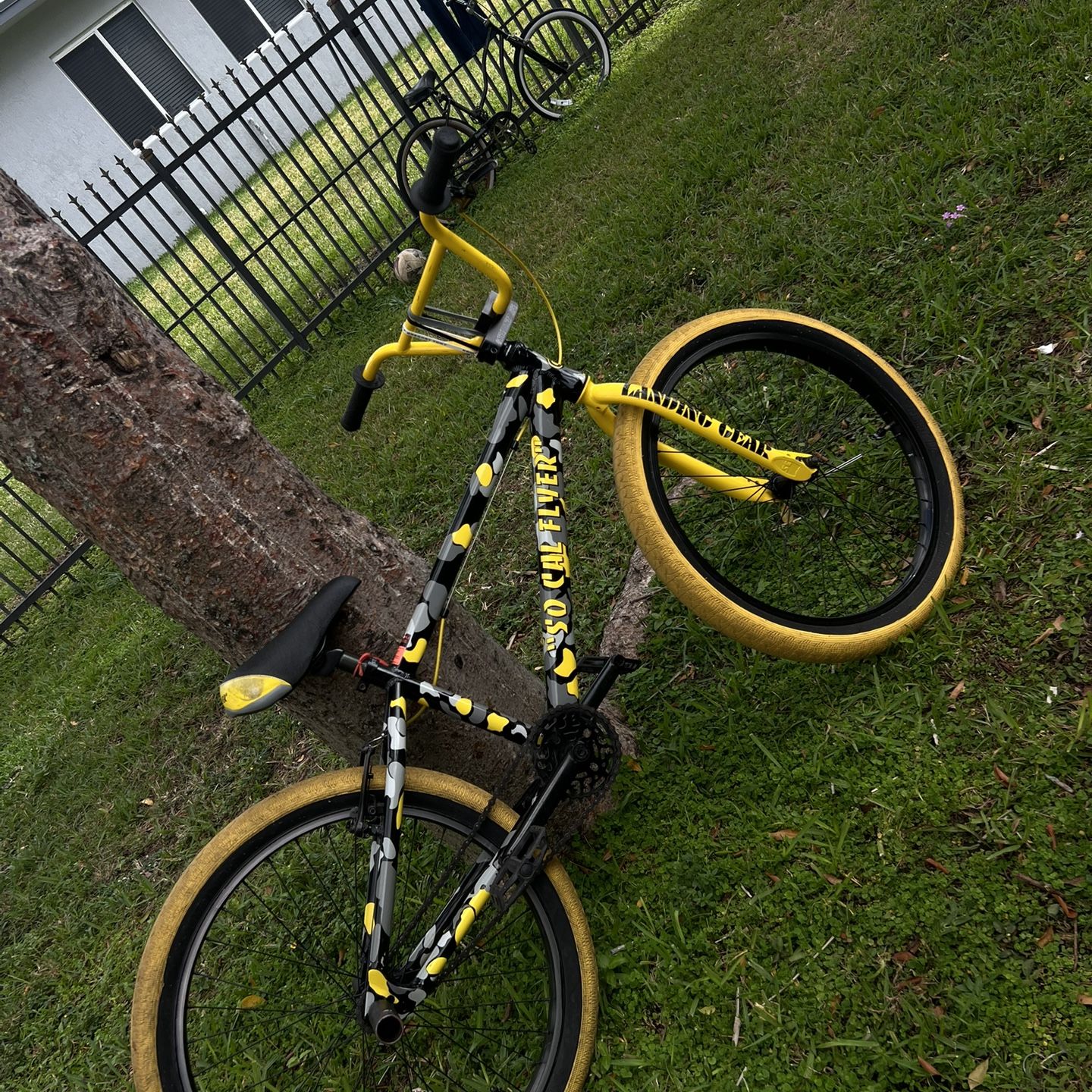 So Cal Flyer for Sale in Pompano Beach, FL - OfferUp