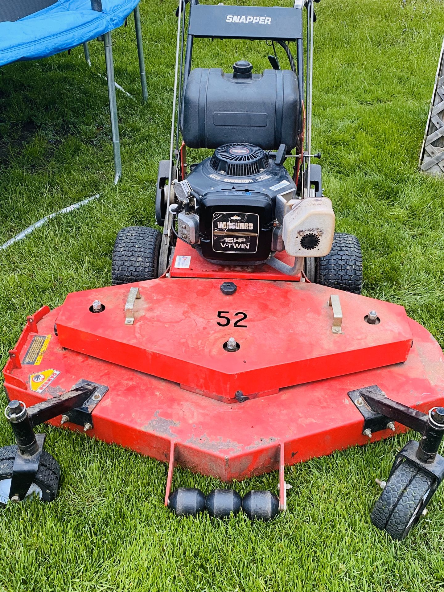 Snapper 52” walk behind lawn mower machine (Commercial) for Sale in ...