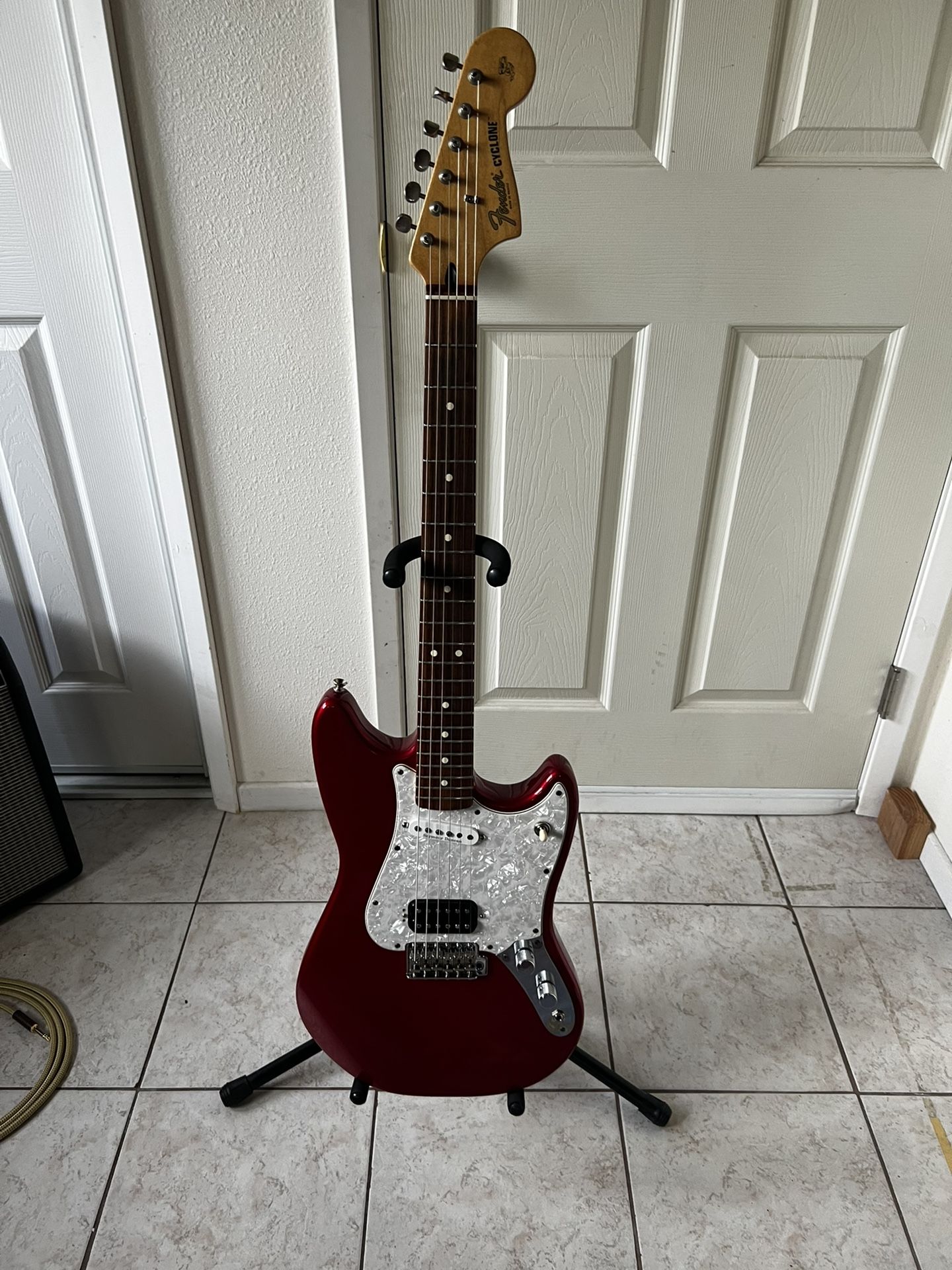 Fender Mustang (cyclone) for Sale in Upland, CA - OfferUp