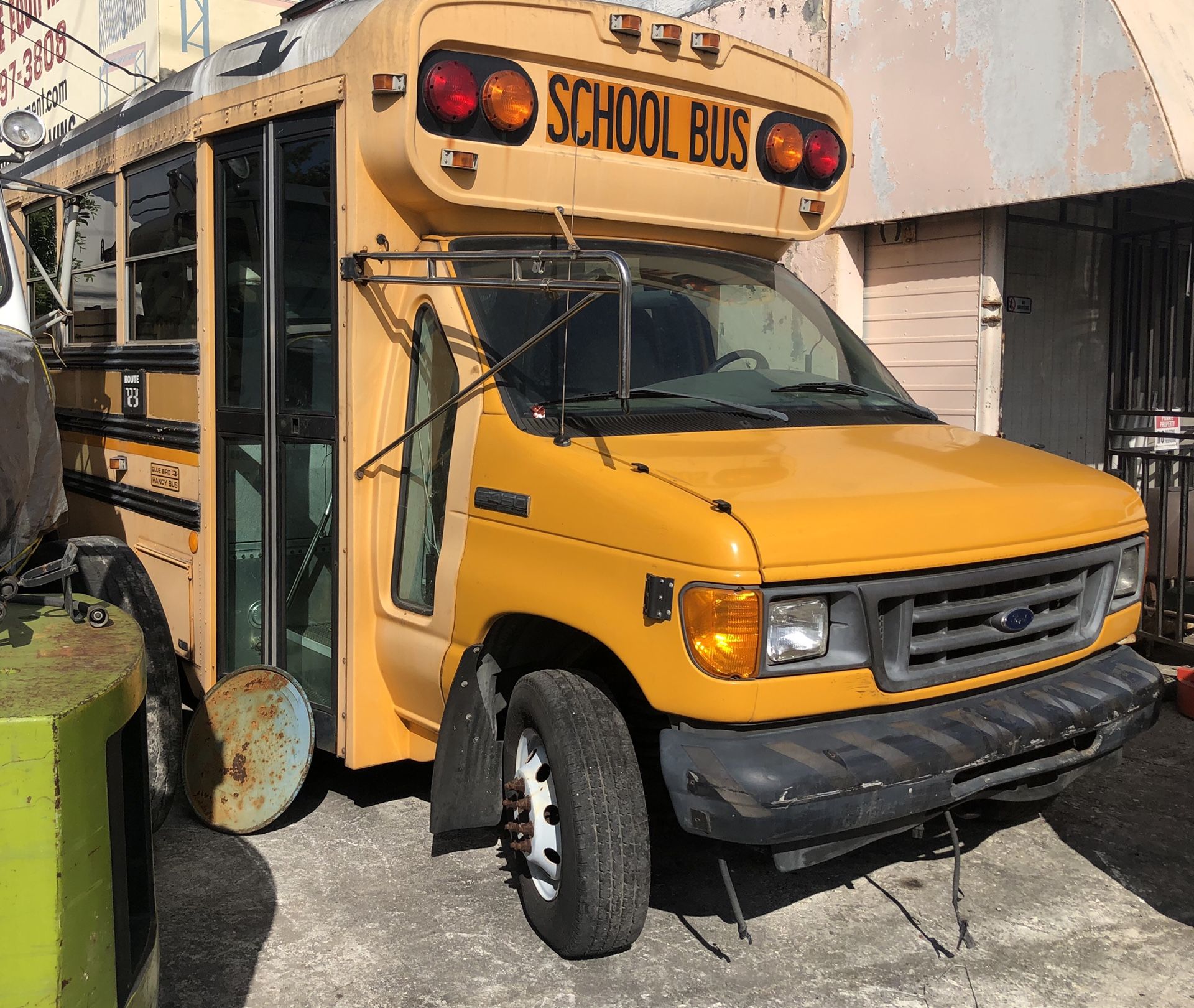 2006 Ford School Bus - 29 Passengers - Must well for Sale in Miami, FL - OfferUp