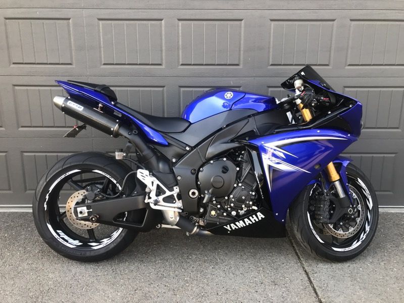 2009 Yamaha r1 yzfr1 street bike 1000cc for Sale in Vancouver, WA - OfferUp
