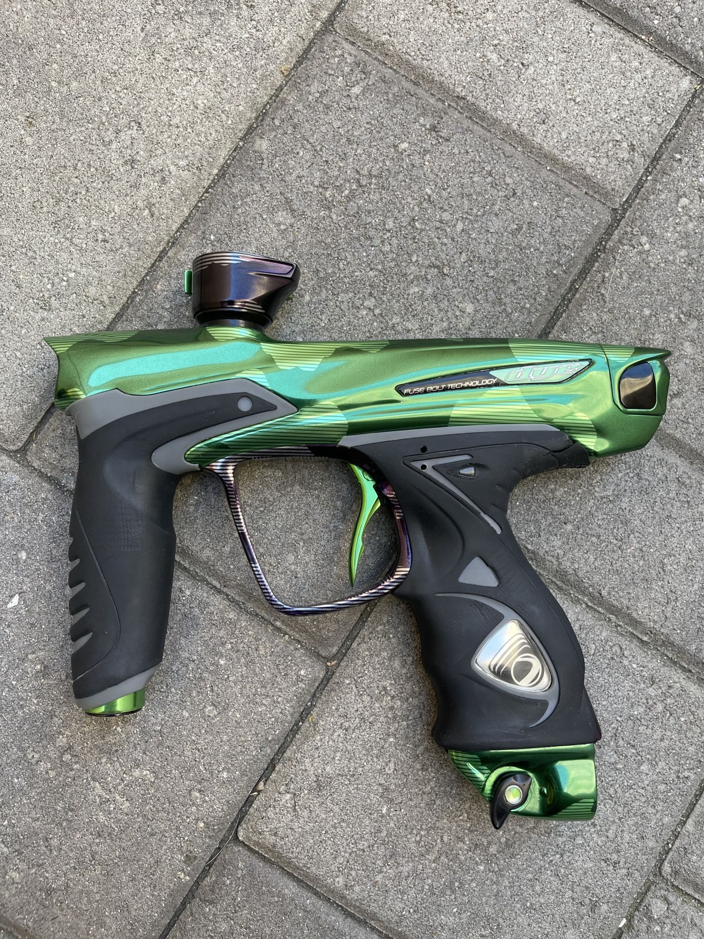 Dye DM14 W/ BW Bolt for Sale in San Diego, CA - OfferUp