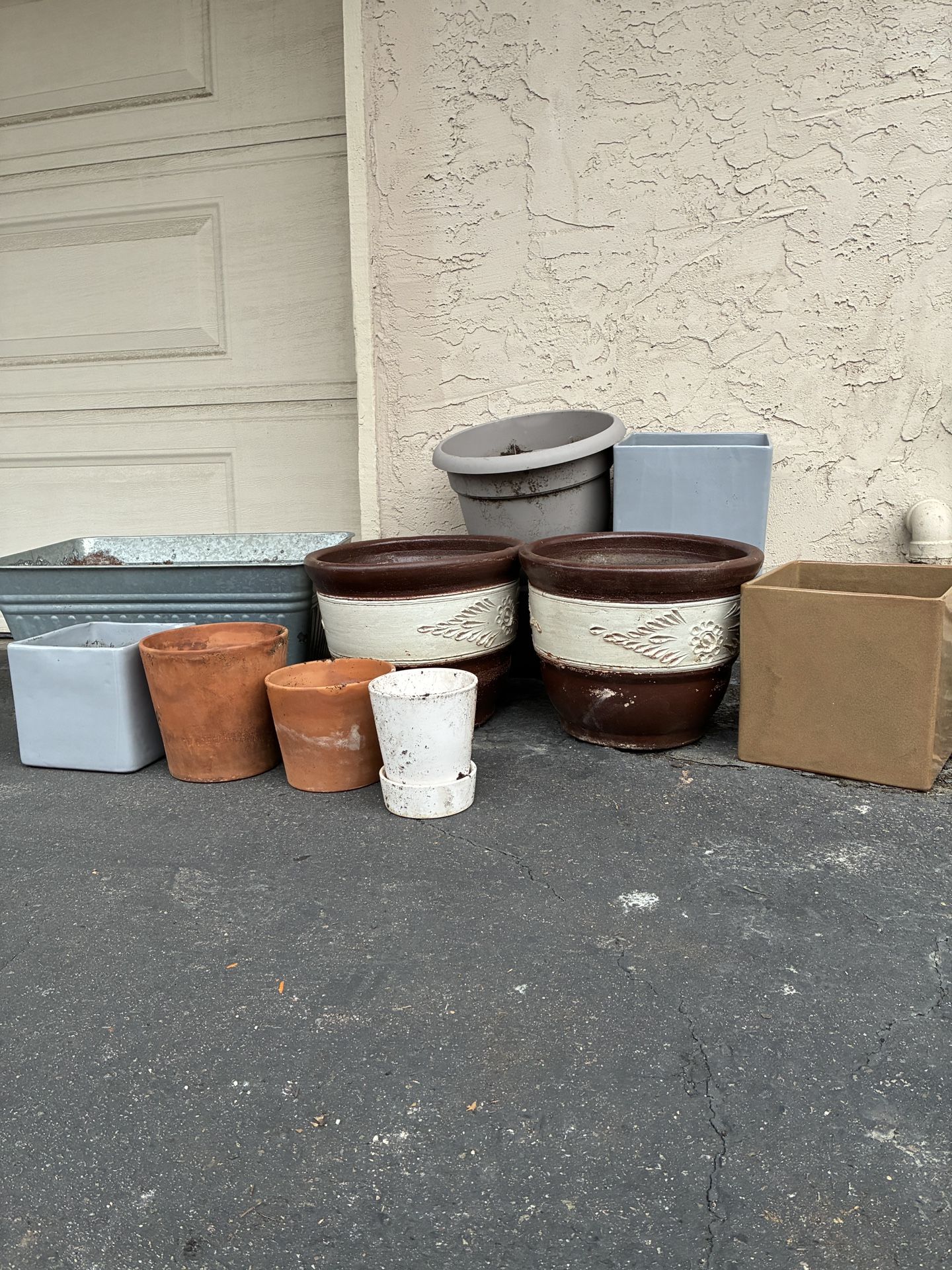 Assorted Clay Pots And Planter Pots for Sale in San Diego, CA - OfferUp