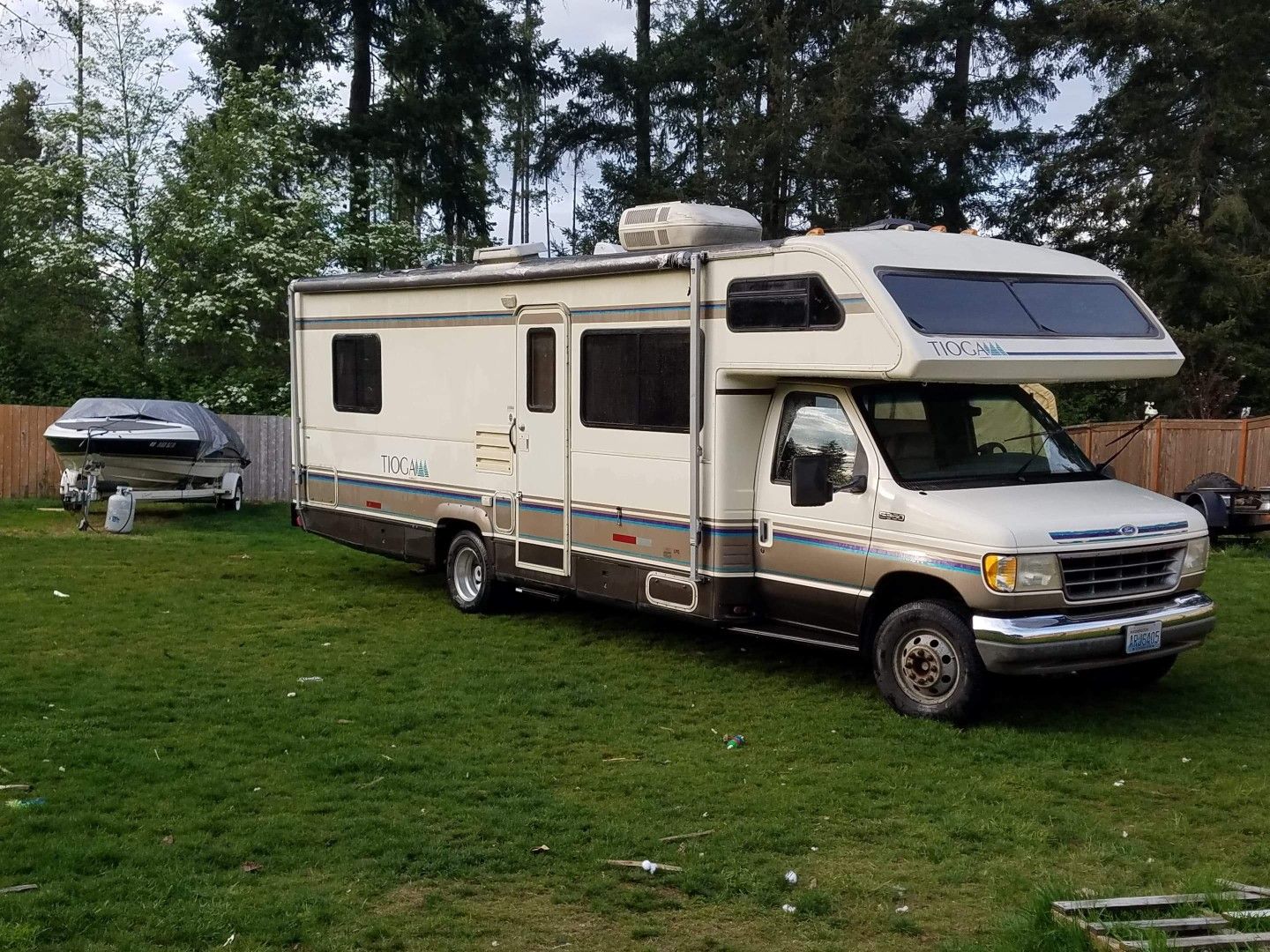 Ford Tioga class c motorhome 1994 for Sale in Graham, WA - OfferUp