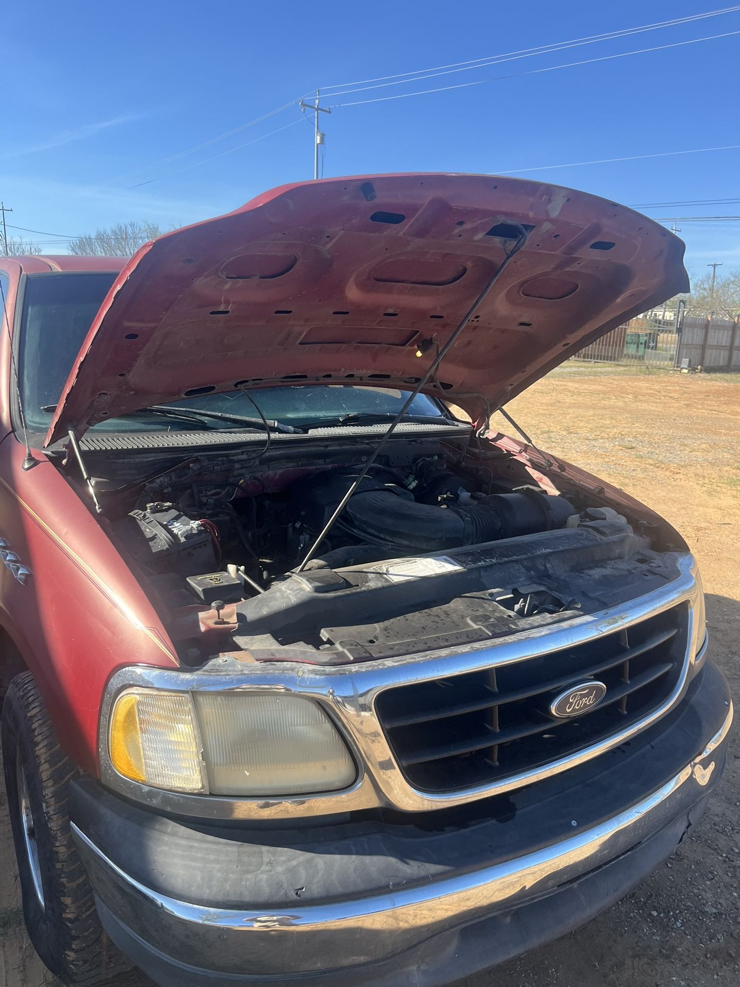 Ford F 150 Motor Y Transmission Al 100 Poesiento for Sale in Von Ormy ...