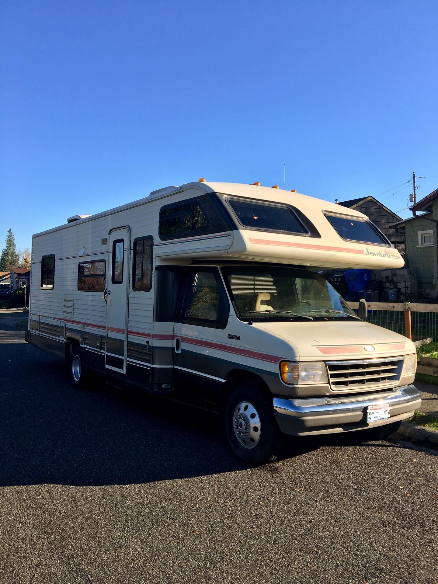 28’ 1993 Jamboree RV with E350 Chassis for Sale in BETHEL, WA - OfferUp