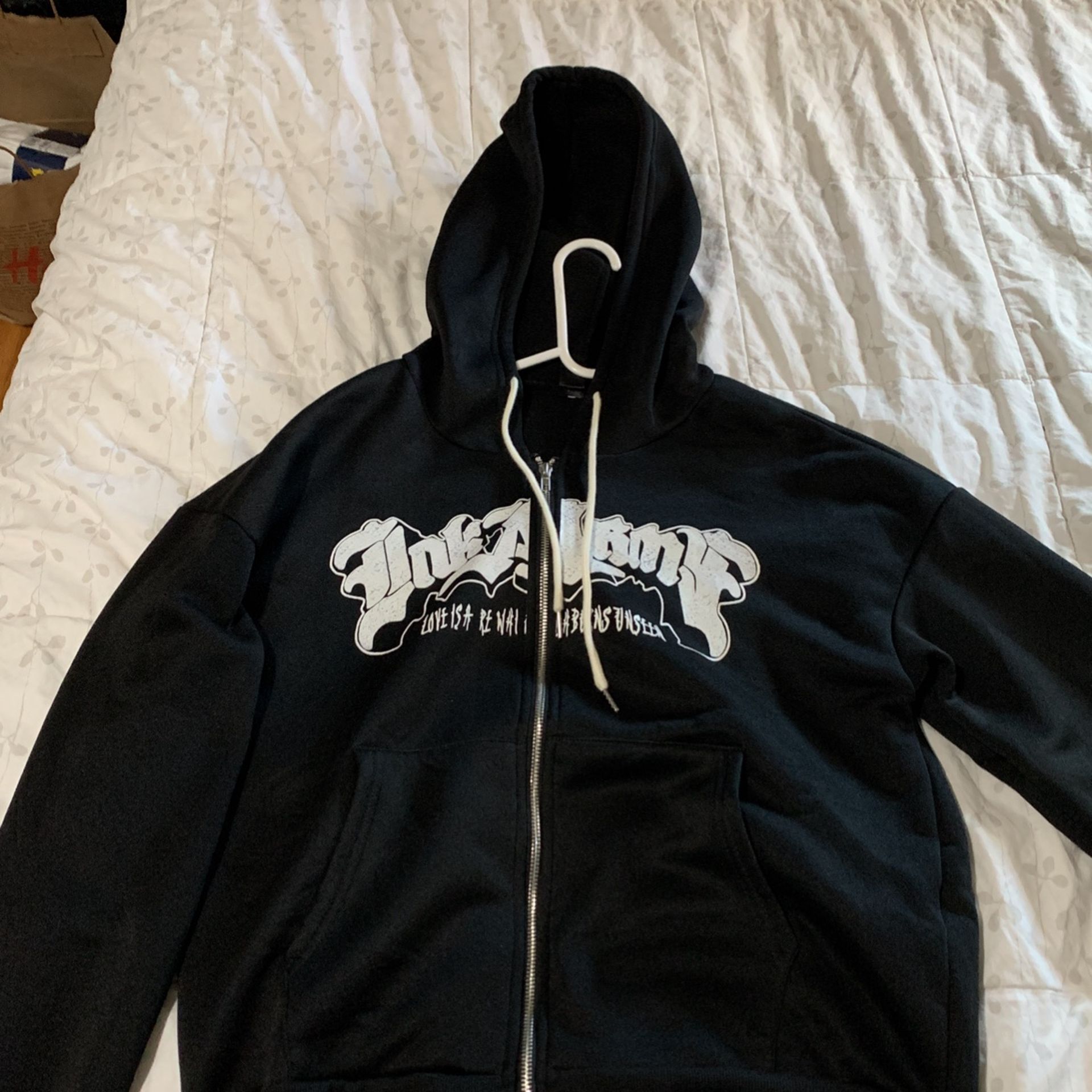 Zip Up Hoodie for Sale in Los Angeles, CA - OfferUp