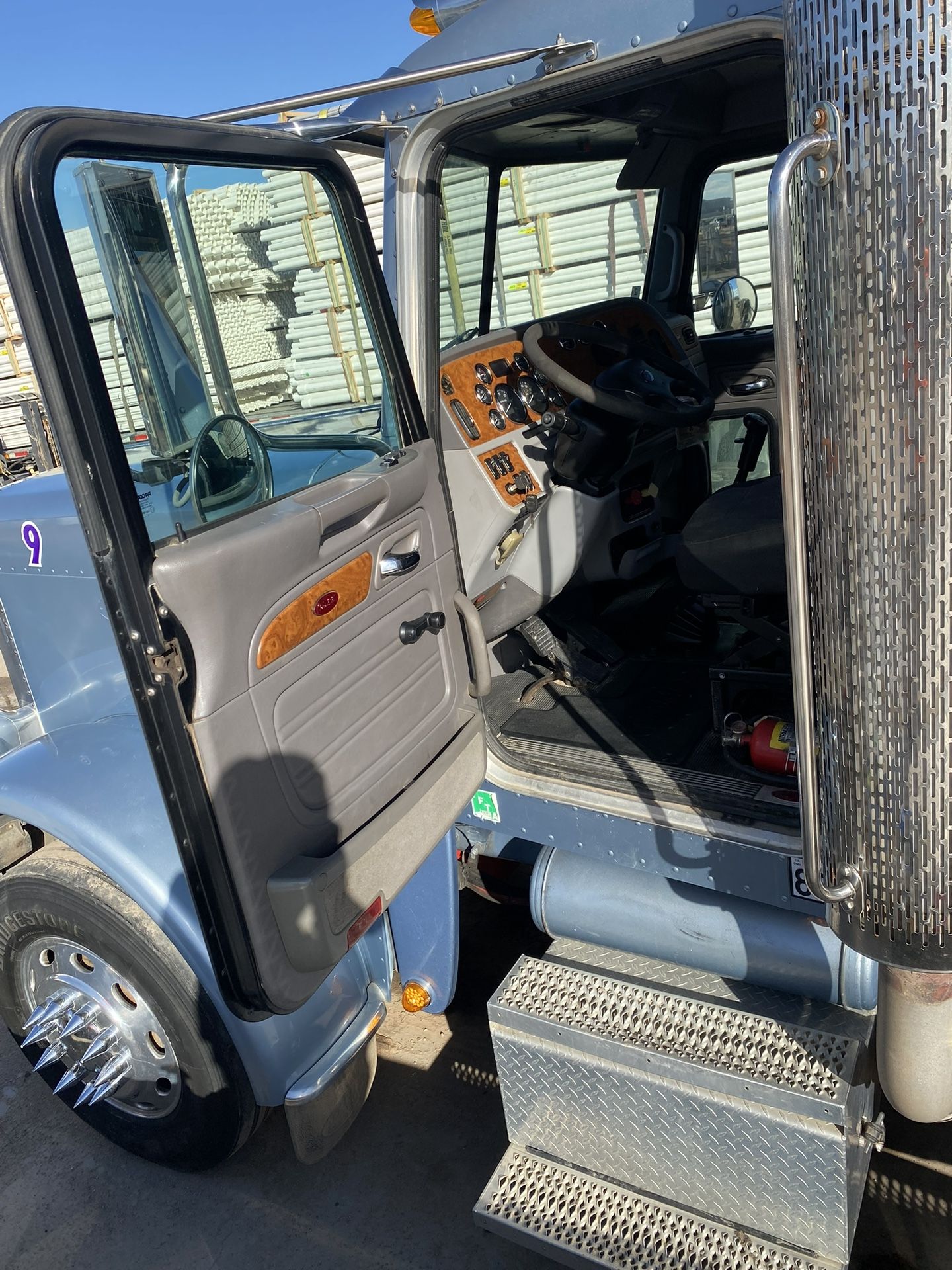 2009 Peterbilt 388 for Sale in Houston, TX - OfferUp