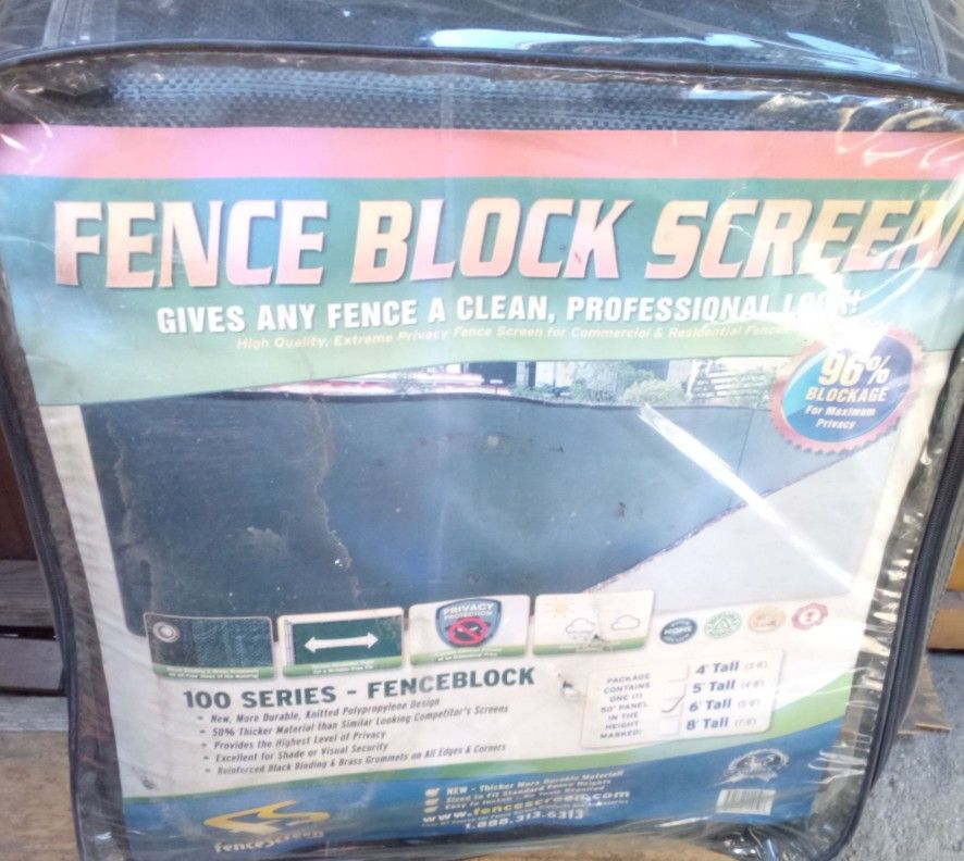 6FT PRIVACY FENCE BLOCK SCREEN for Sale in San Bernardino, CA - OfferUp