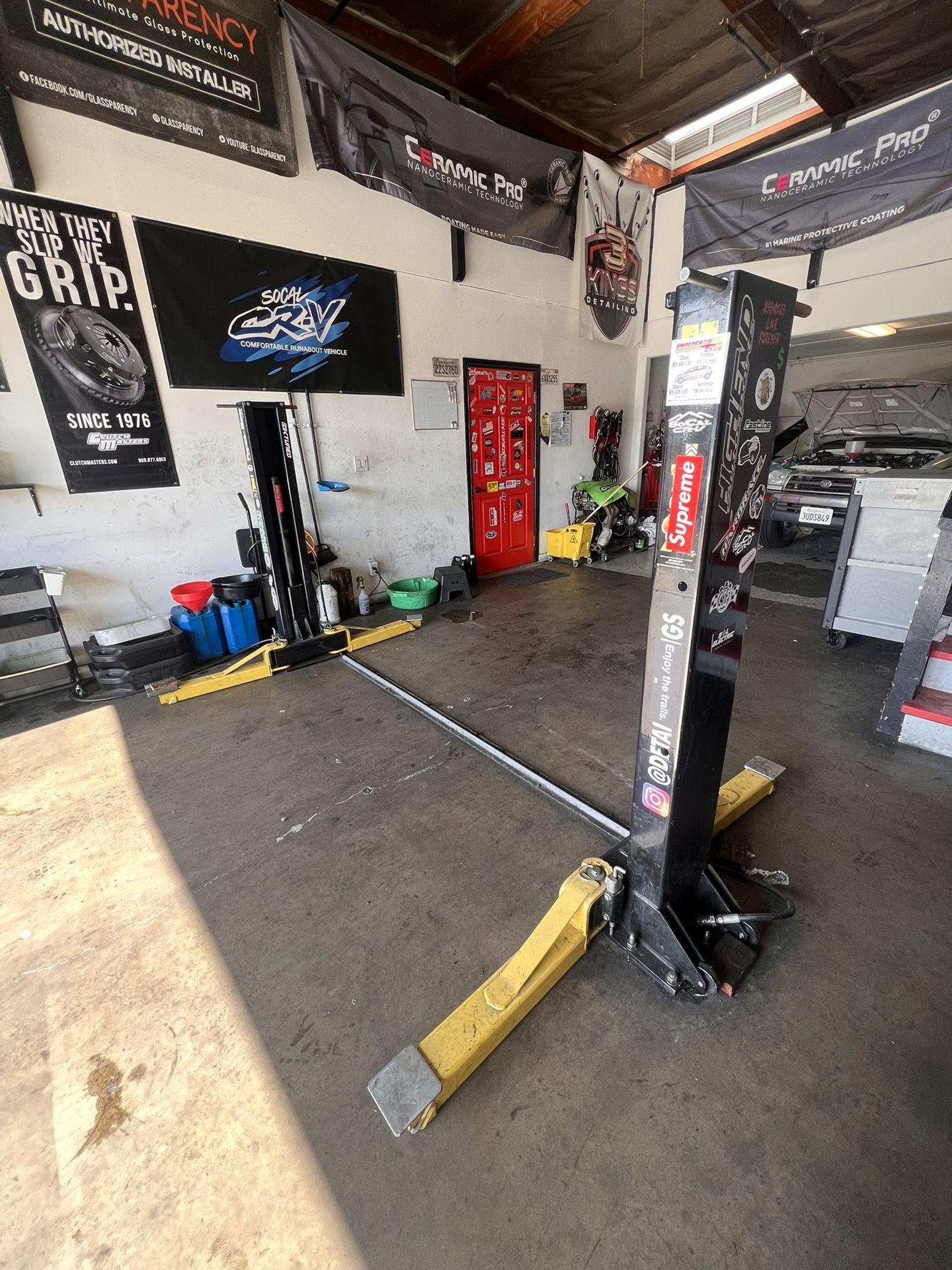 Maxjax 2 Post Lift for Sale in Montclair, CA - OfferUp