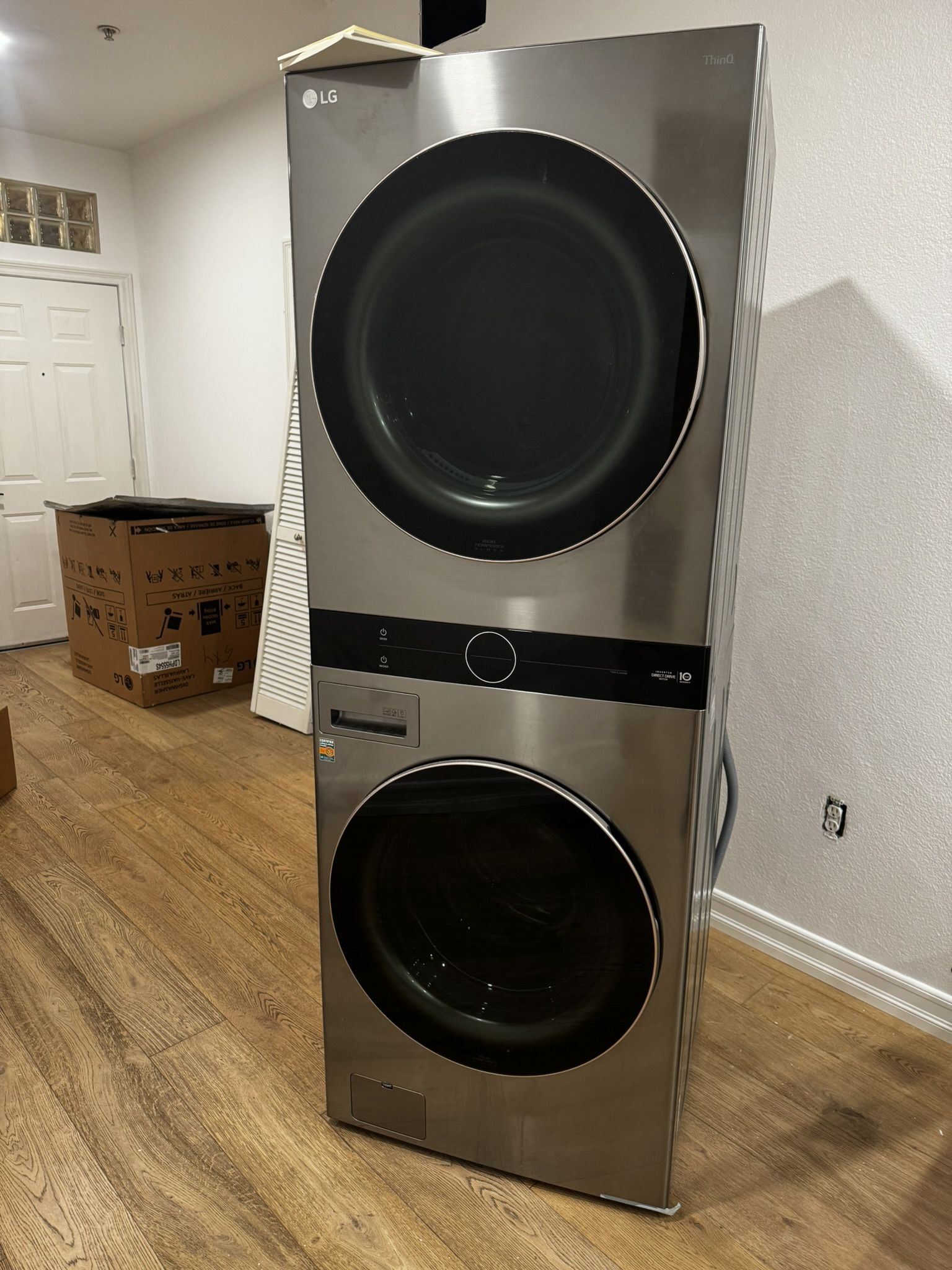 LG Electric Stack Washer And Dryer for Sale in San Diego, CA - OfferUp