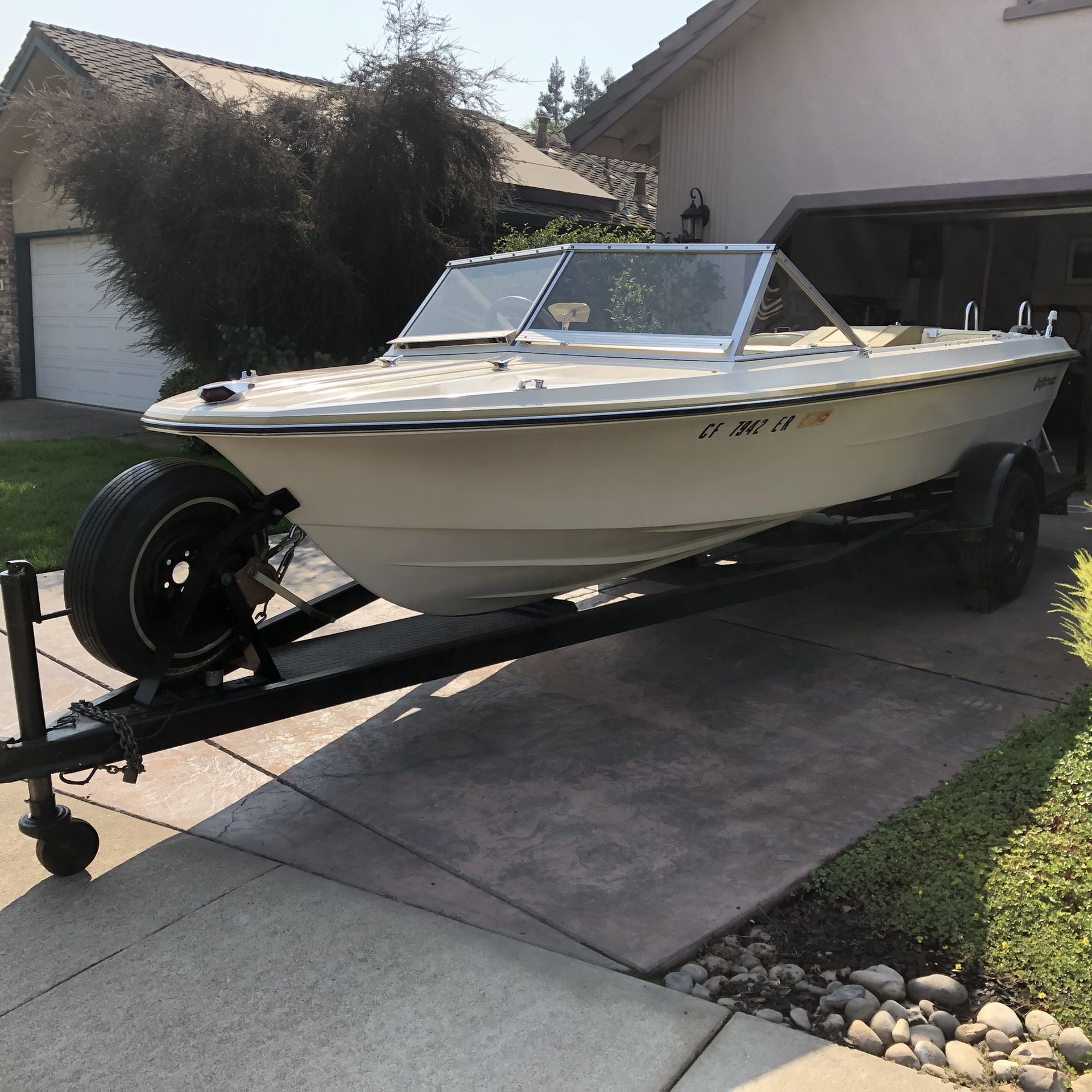 1970 18 foot Classic Gulfstream boat and trailer. for Sale in Lodi, CA ...