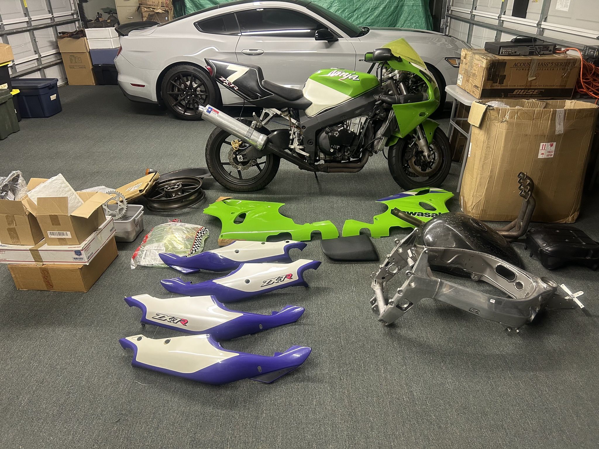 1997 Kawasaki ZX-7R for Sale in Pinellas Park, FL - OfferUp