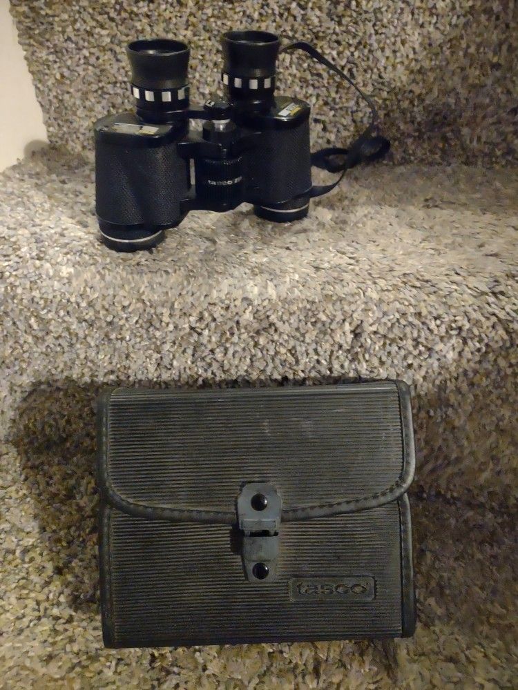 Vintage Tasco 7x35 Compact Binoculars With Case for Sale in Columbus, OH - OfferUp