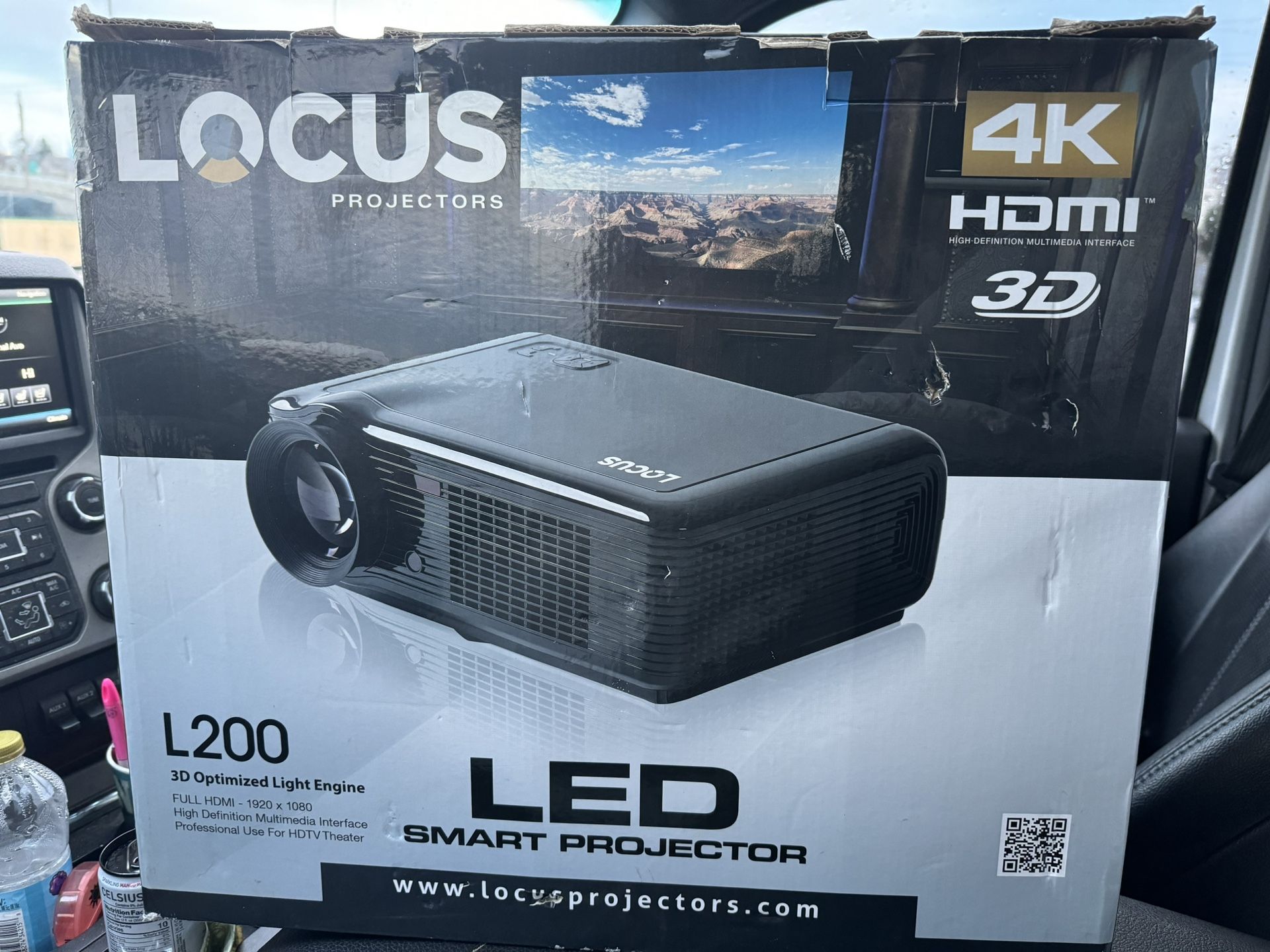 4k LED 3D Projector New Tv for Sale in Everett, WA - OfferUp