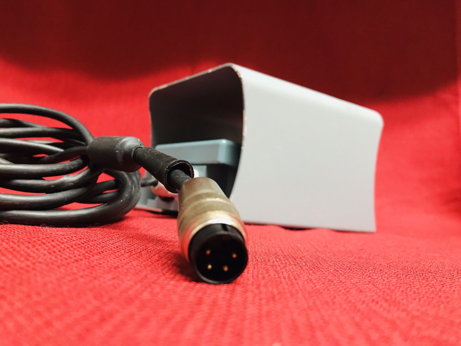 TELEMECANIQUE XPE-M110 FOOT SWITCH /Protection Shield from Cynosure ...