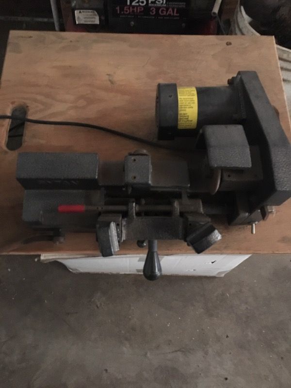 Rytan RY200 Semi-Automatic Key Duplicating Machine w/ 4-Way Jaws for ...