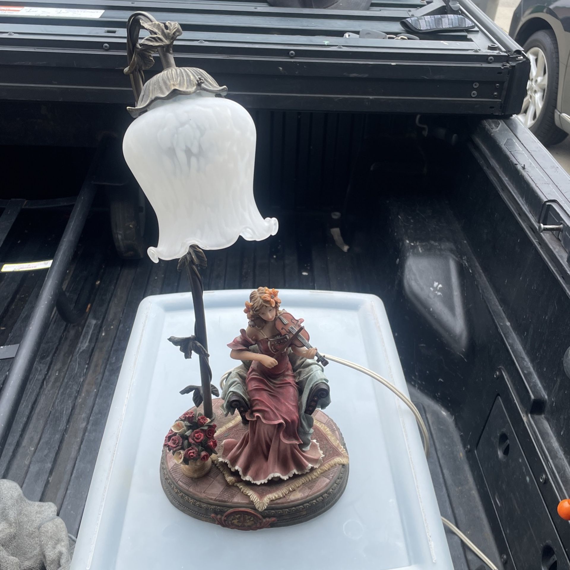 Montefiori Collection (Lamp) for Sale in La Verne, CA - OfferUp