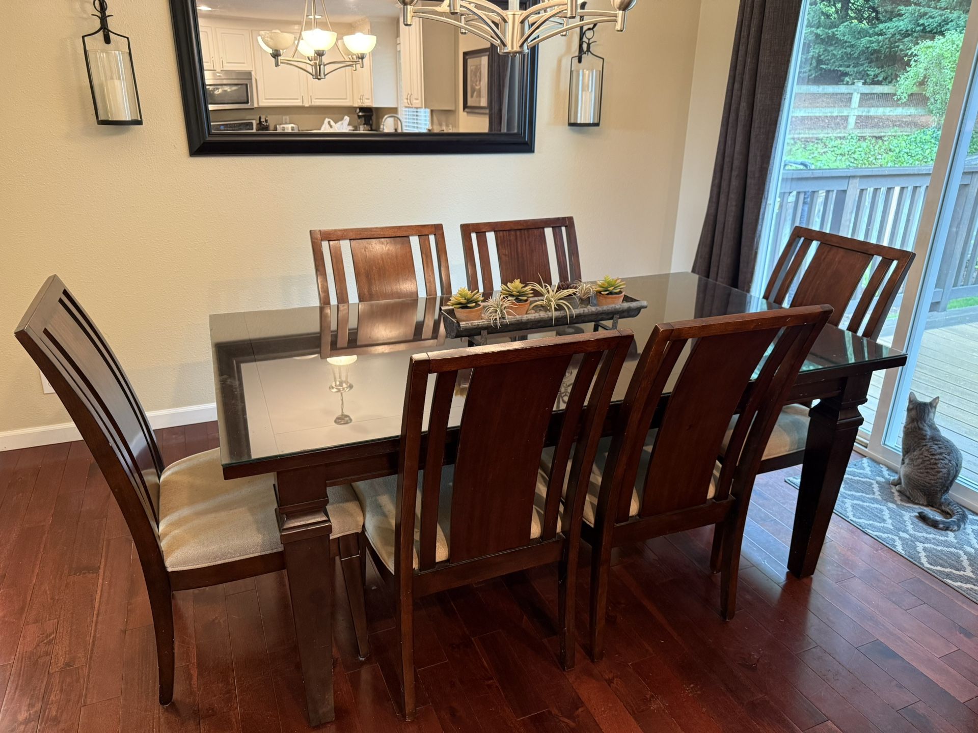 Dining Room Table And Chairs for Sale in Bothell, WA - OfferUp
