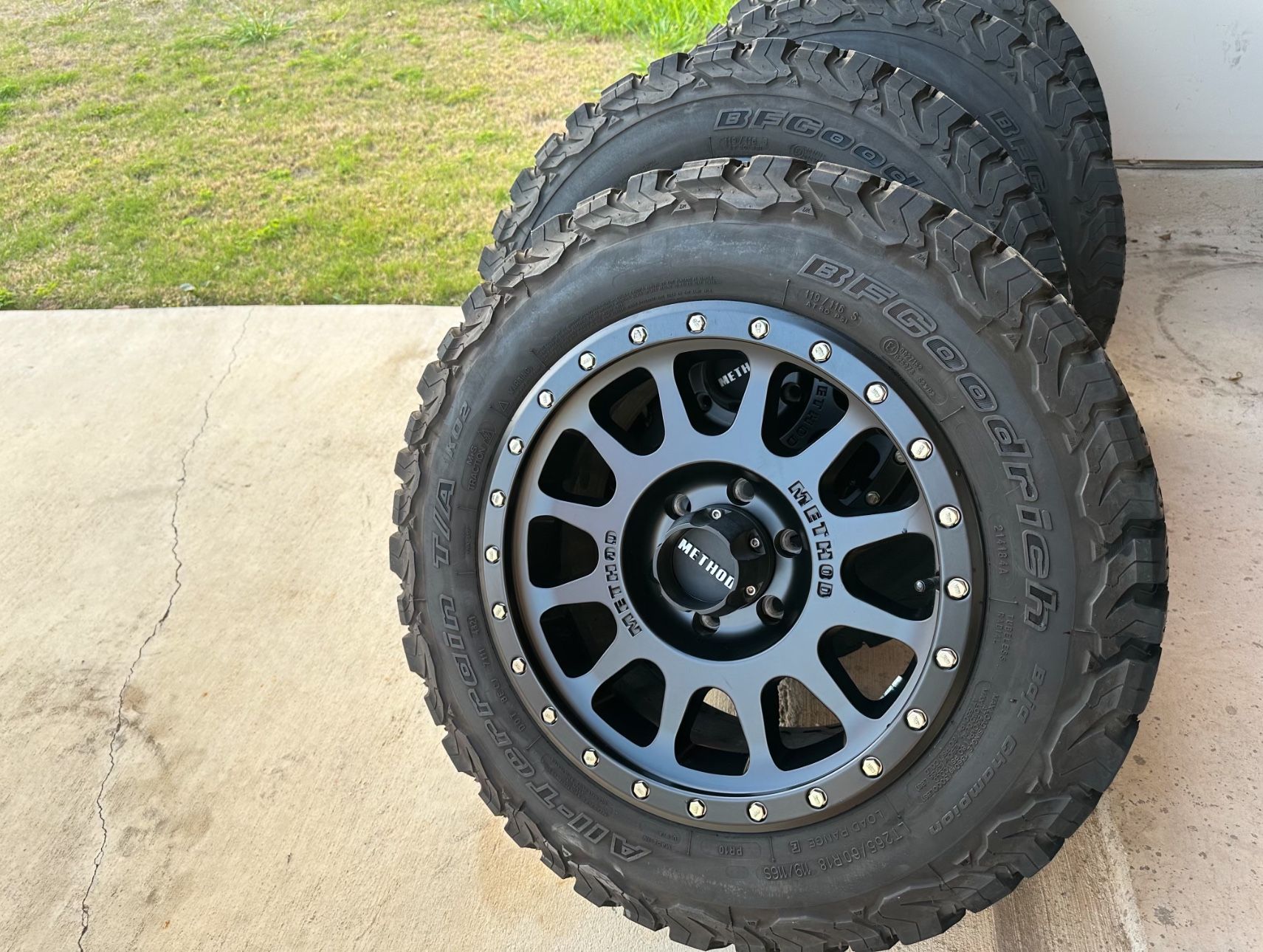 Like New Method 305 Matte Black Wheels + BFGoodrich All Terrain Tires ...