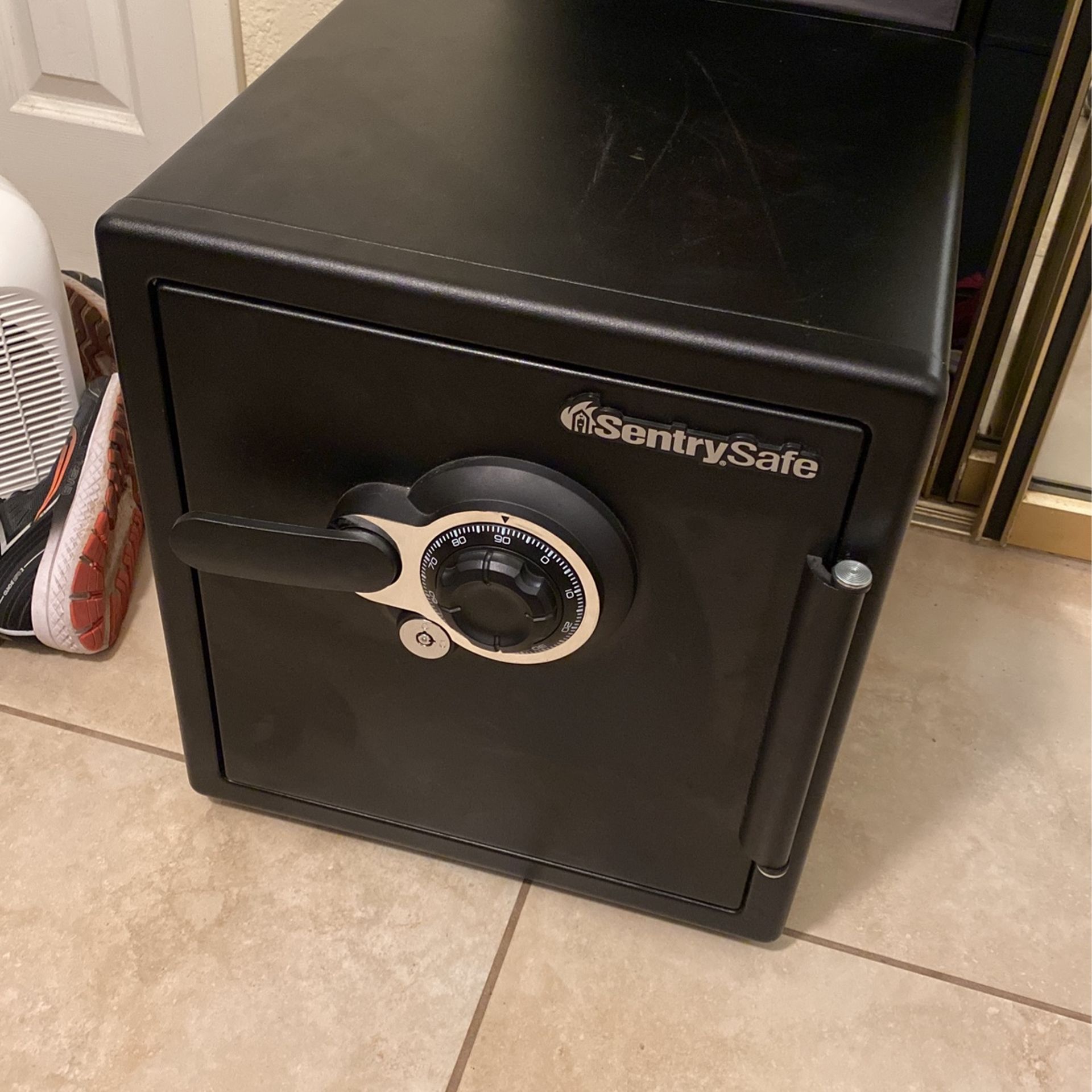 Sentry Safe With Combination for Sale in City Of Industry, CA - OfferUp