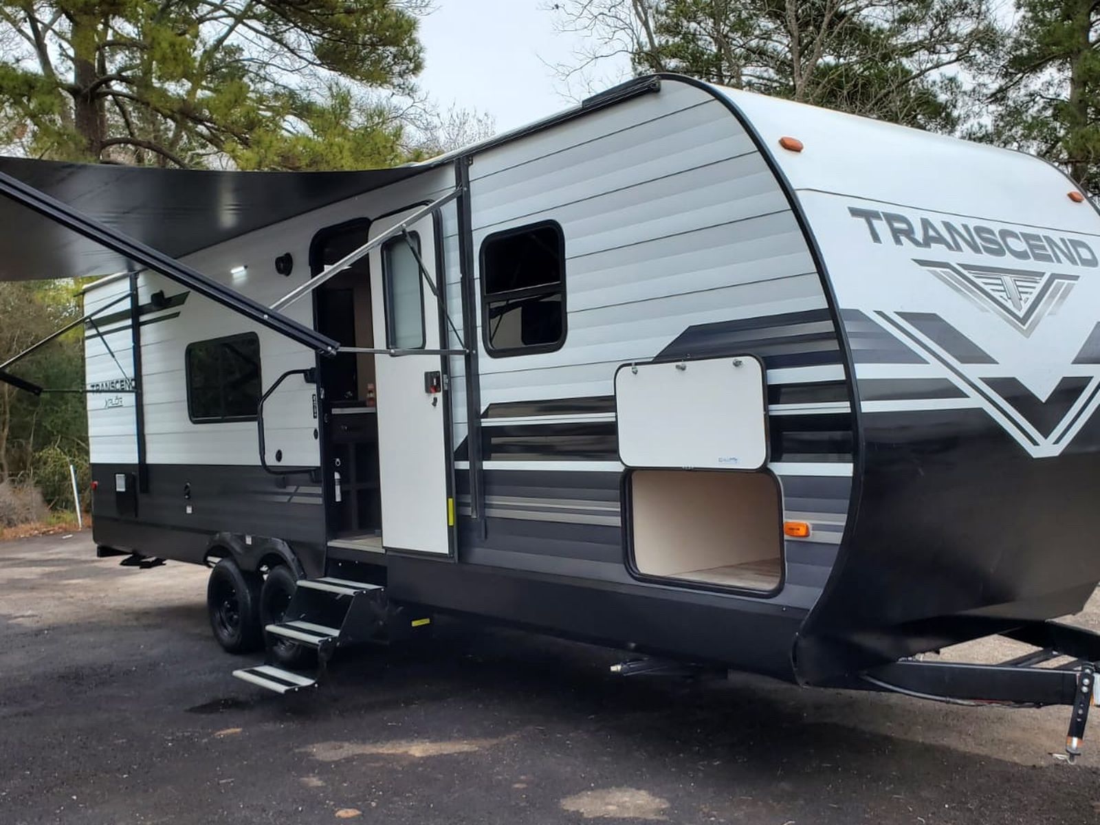 2021 TRANSCEND XPLOR 26 RV !! for Sale in Spring, TX - OfferUp