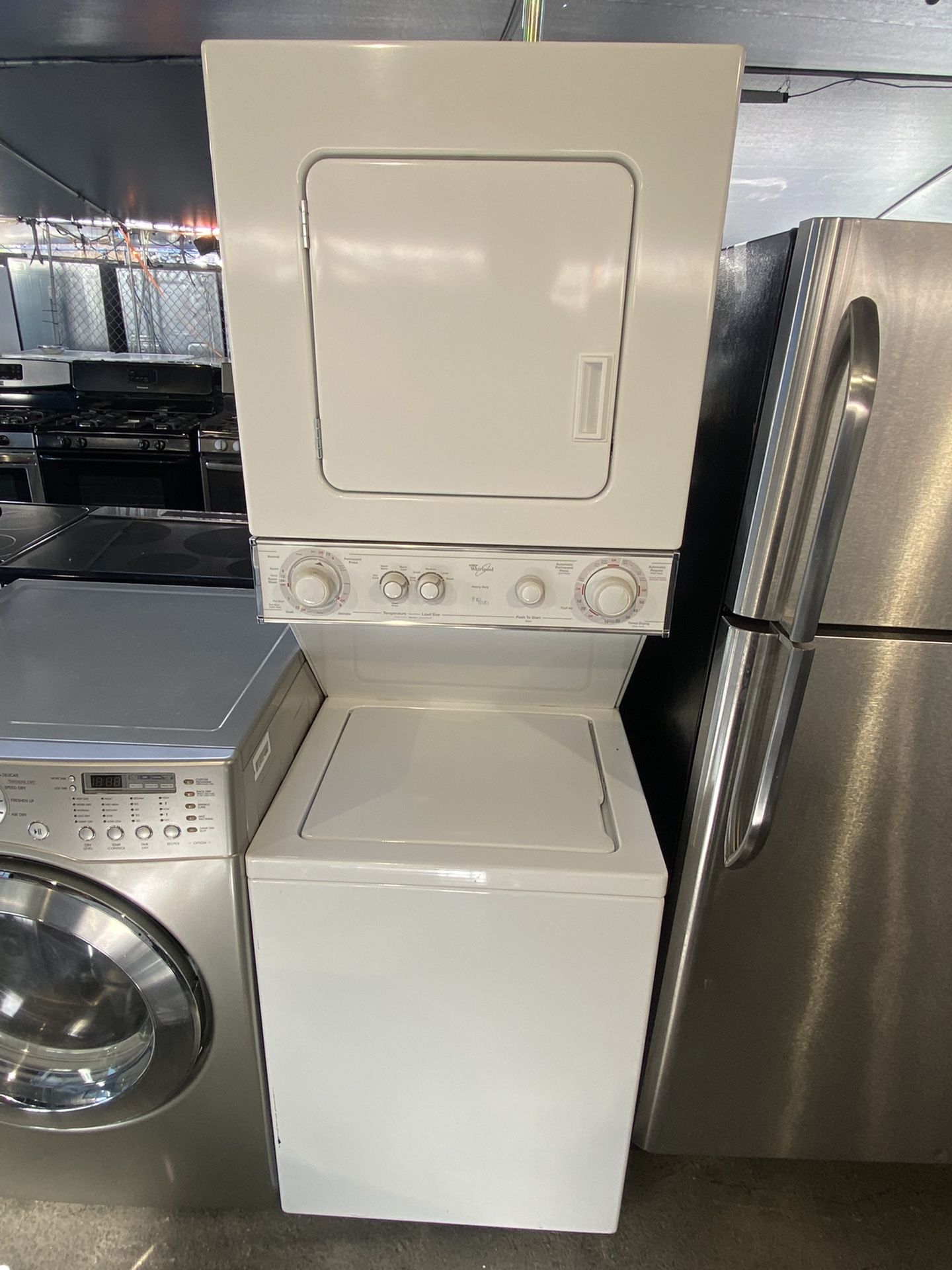 Whirlpool 24 Inches Gas Stackable Laundry Center for Sale in Los ...