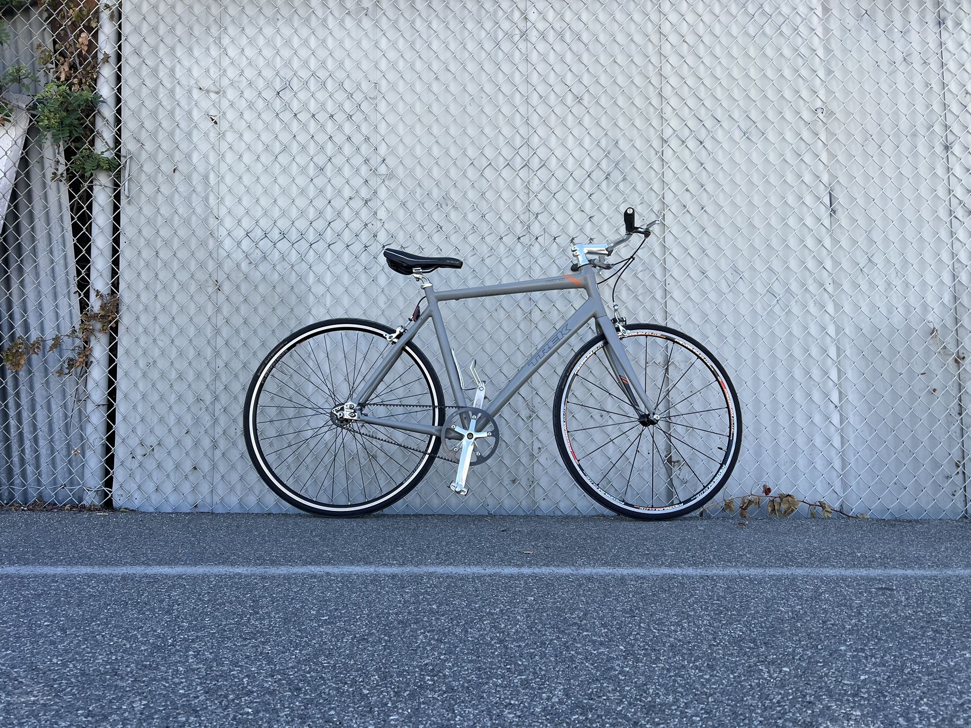 Trek District Belt Drive Single Speed Freewheel for Sale in Pasadena ...