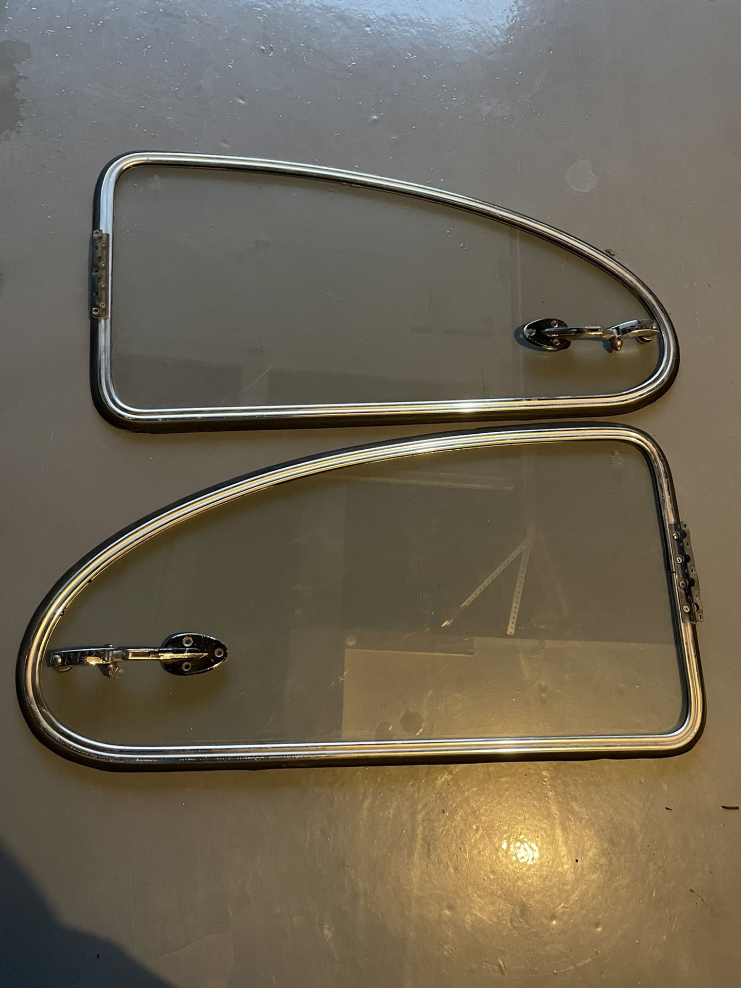 Vw Beetle PopOut Windows for Sale in Riverside, CA - OfferUp