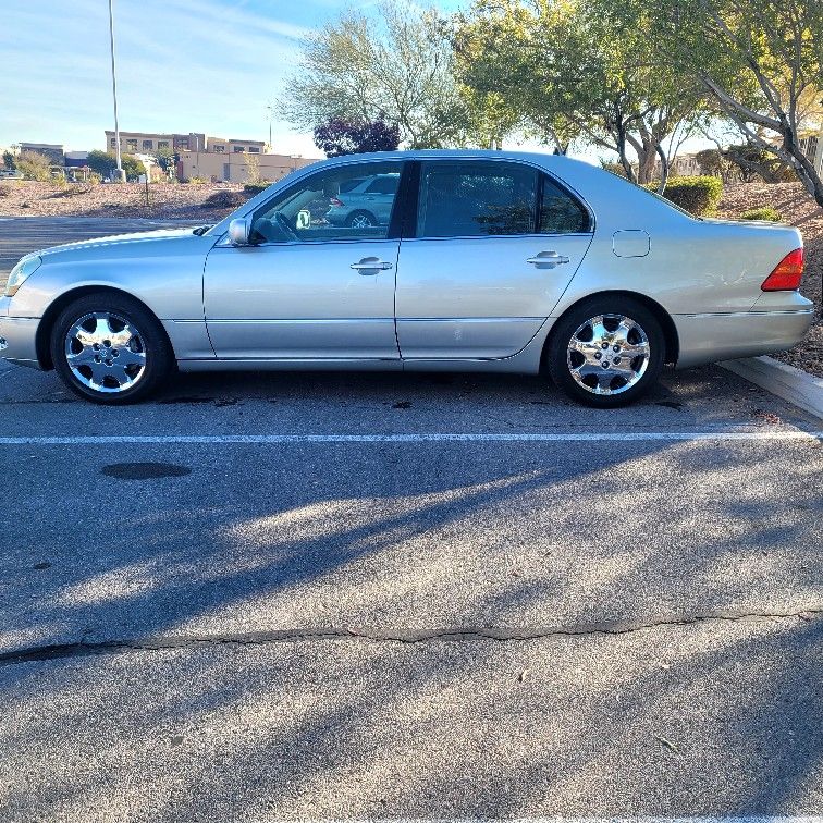 2001 Lexus LS 430 for Sale in North Las Vegas, NV - OfferUp