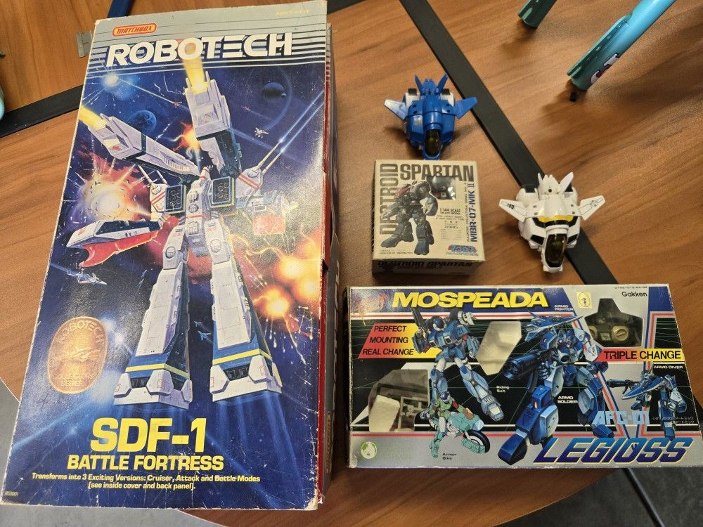 Robotech Macross Toys Lot 80s Toys for Sale in Hemet, CA - OfferUp