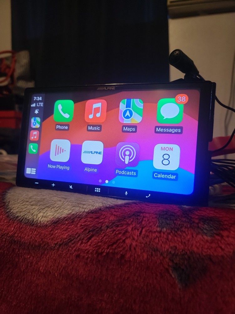 Alpine Double Din Touch Screen Stereo With Apple Car Play And Android ...