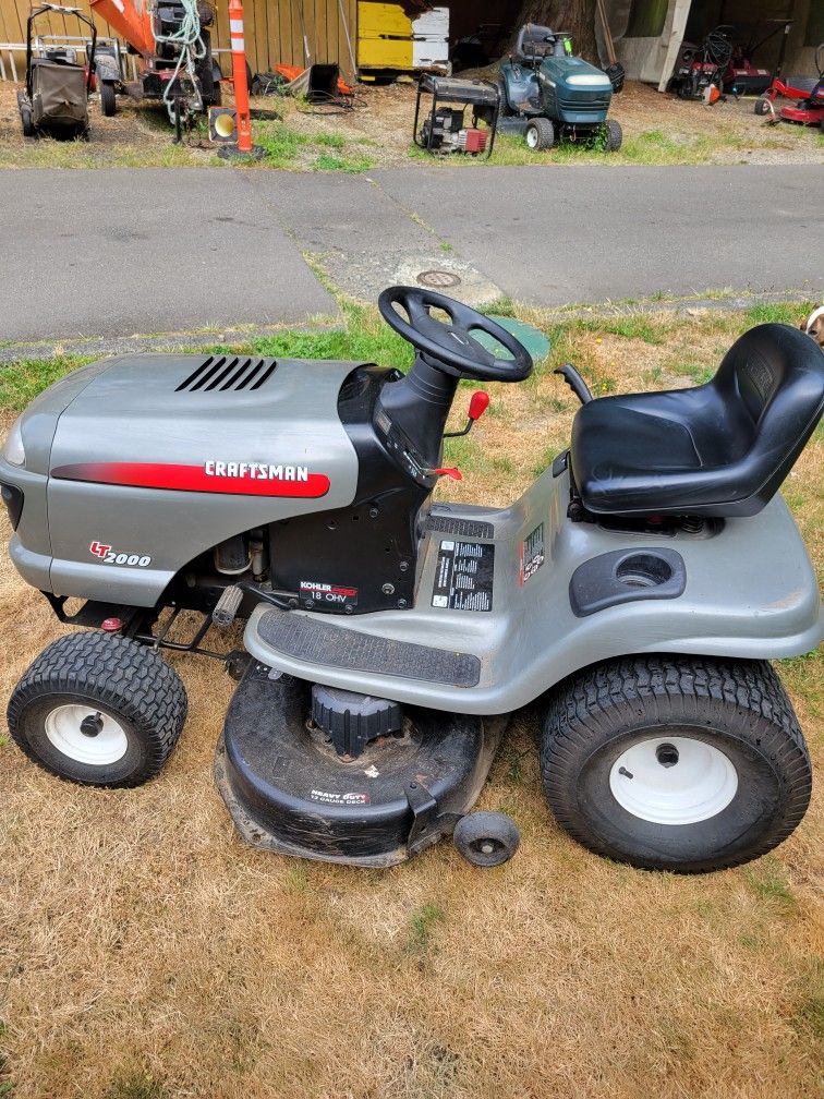 craftsman riding lawn mower for Sale in Gig Harbor, WA - OfferUp