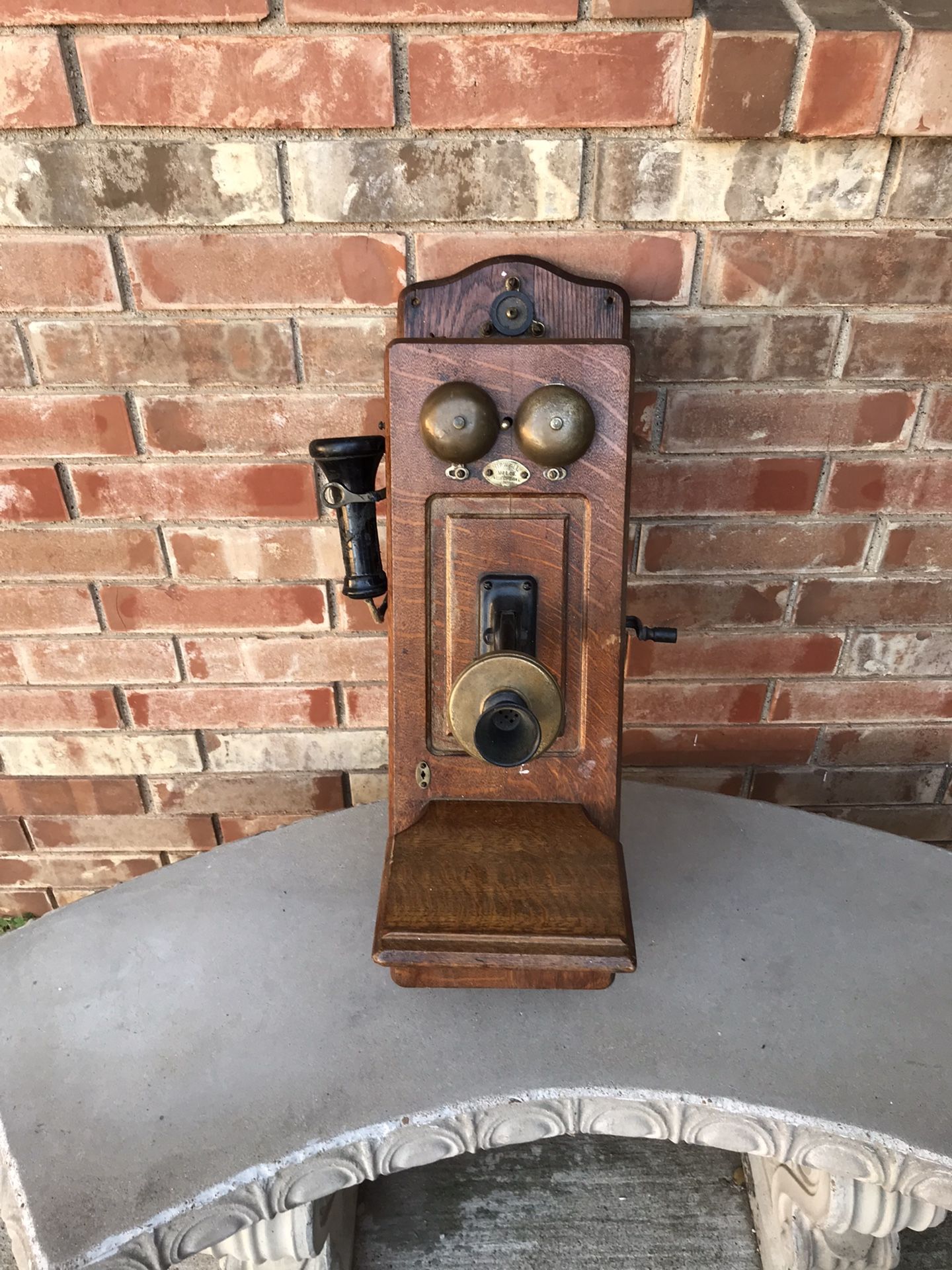Antique Hand Crank Telephone for Sale in Arlington, TX - OfferUp